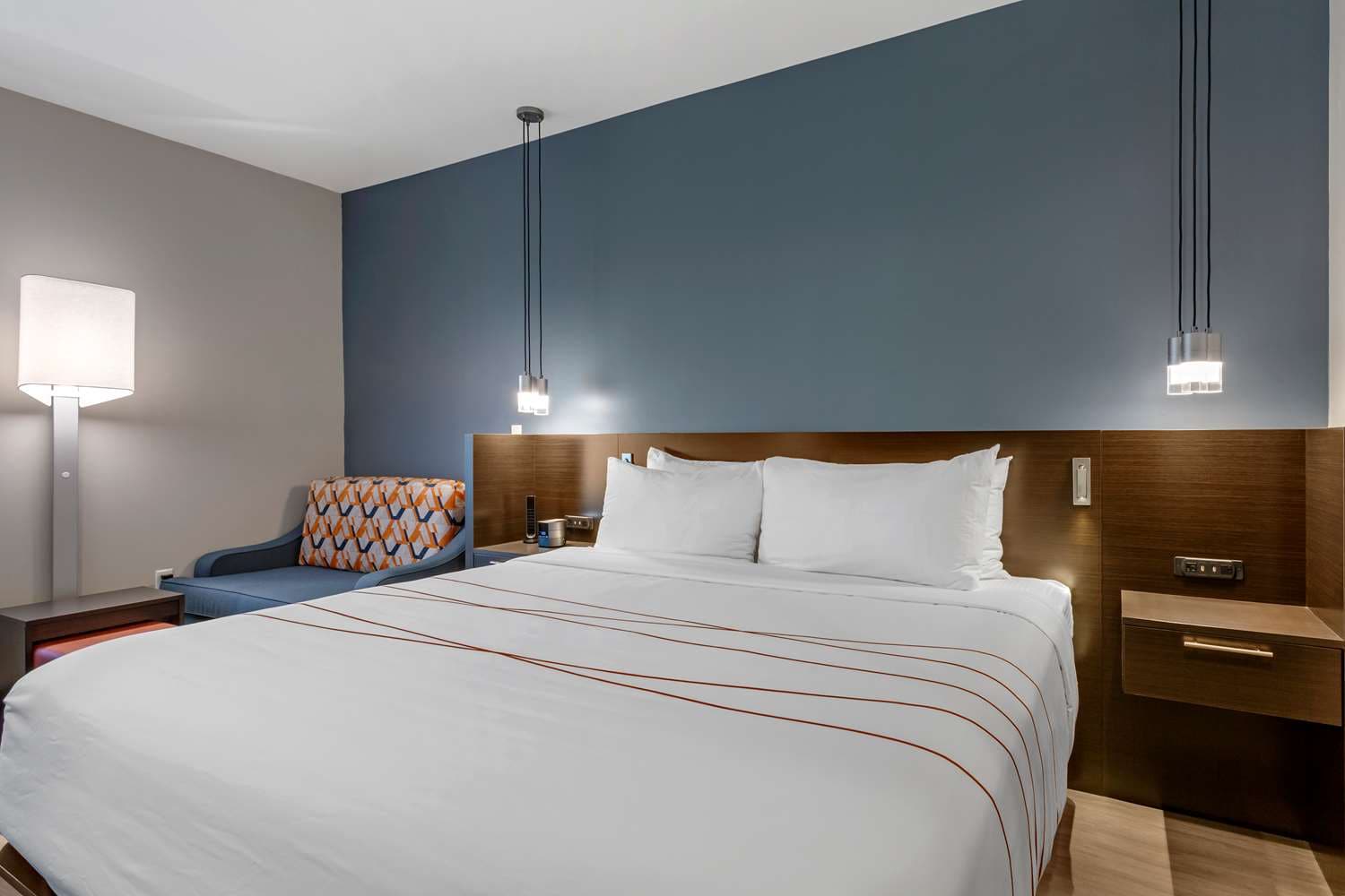 The V?b Hotel by Best Western Phoenix-Tempe Rooms & Rates