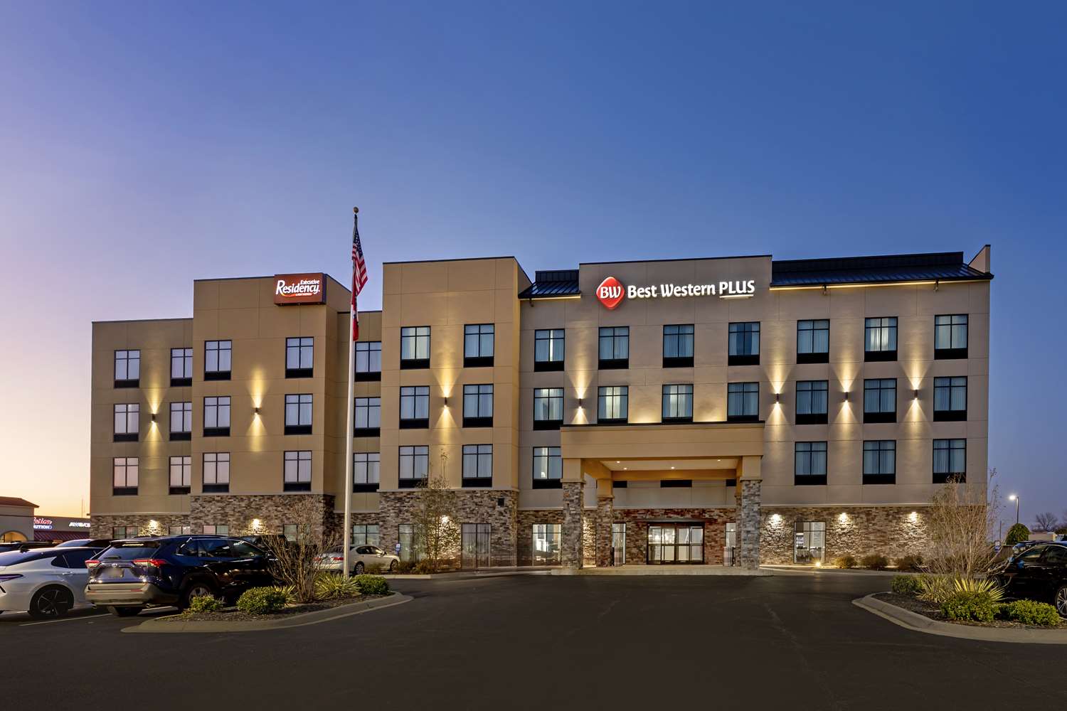 Hotel in Marion | Best Western Plus Executive Residency Marion