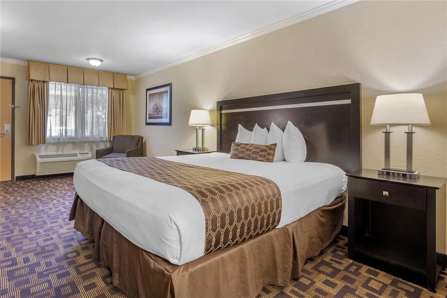 Best Western Plus Inn of Hayward | Rooms & Rates