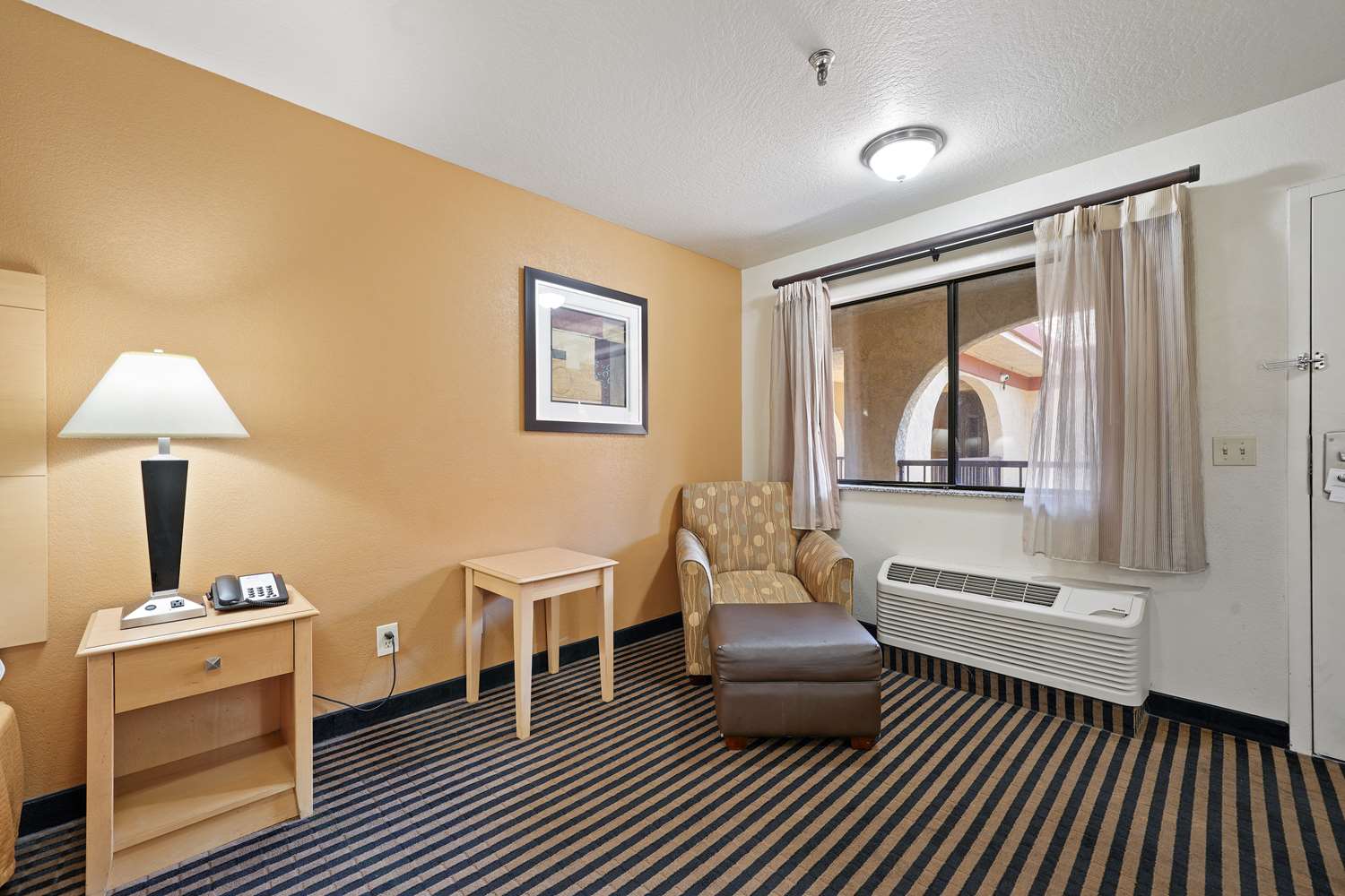 Best Western Plus Executive Inn & Suites | Rooms & Rates