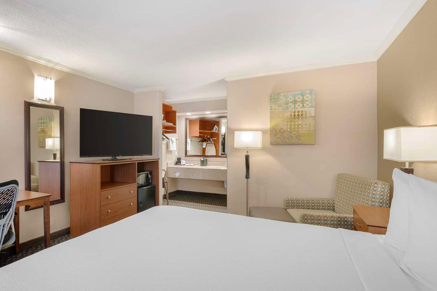 Best Western Oxnard Inn | Rooms & Rates