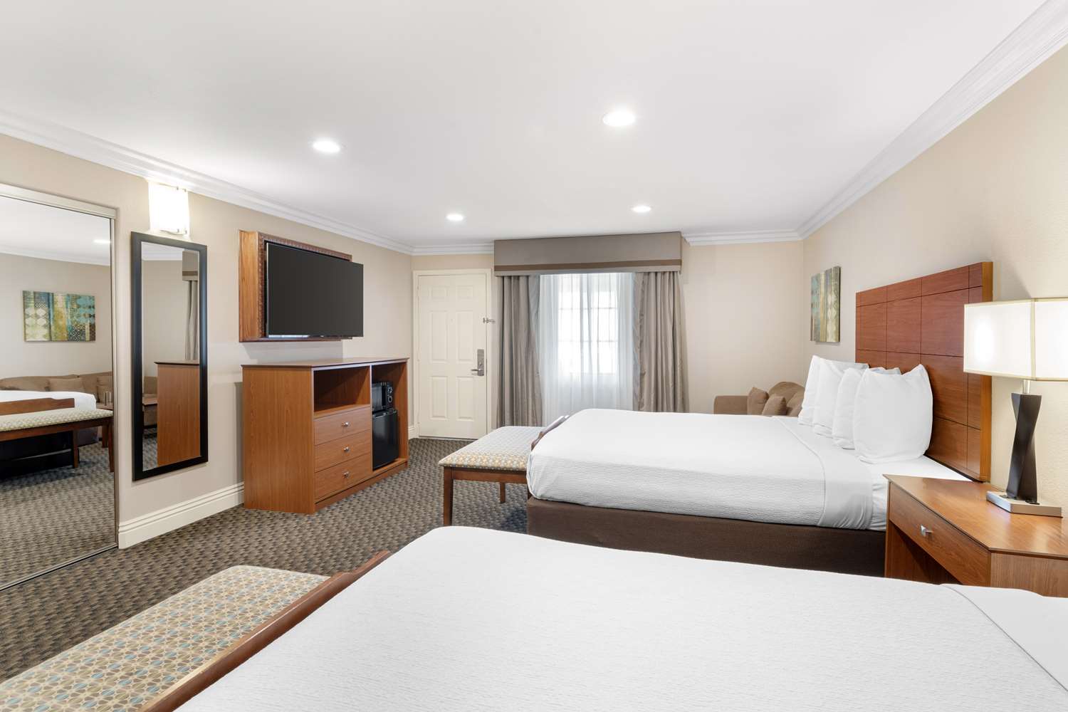 Best Western Oxnard Inn | Rooms & Rates