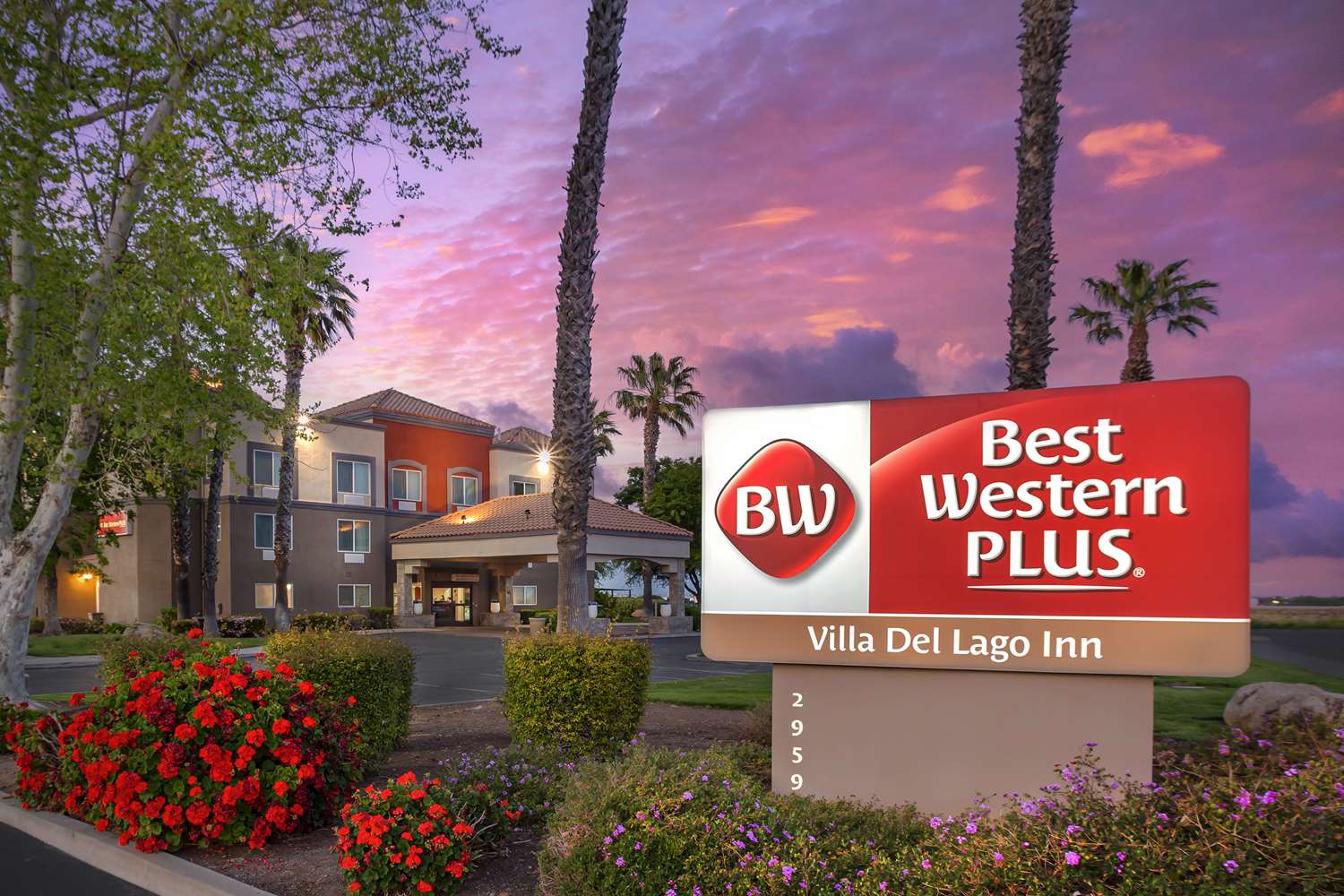 Best Western Plus Villa Del Lago Inn Patterson | Hôtel Patterson | Best ...