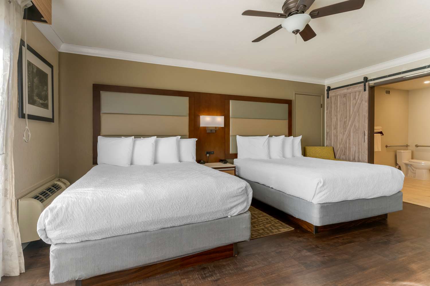Best Western Plus Forest Park Inn | Rooms & Rates