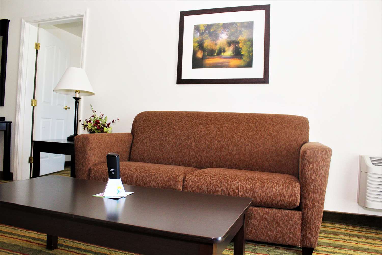 Best Western Visalia Hotel | Rooms & Rates