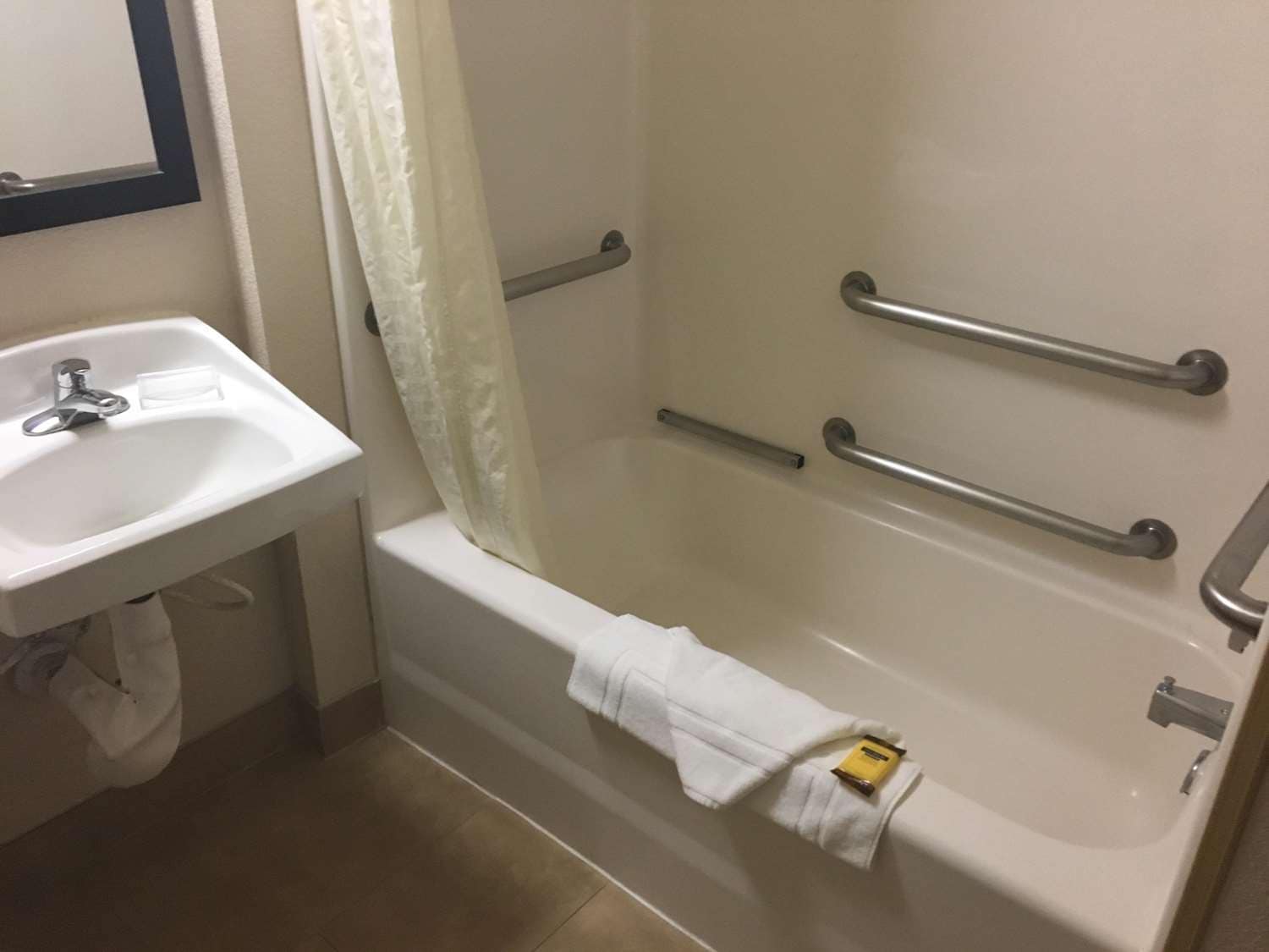 Best Western Plus Gateway Inn & Suites | Rooms & Rates