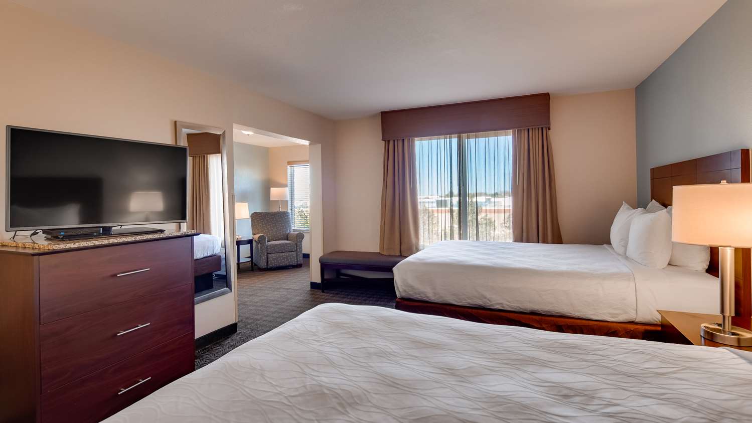 Best Western Plus Gateway Inn & Suites | Rooms & Rates