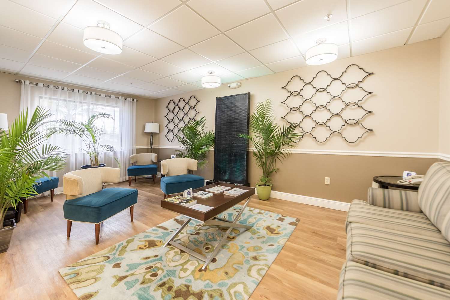 Best Western Plus Sebastian Hotel & Suites | Rooms & Rates