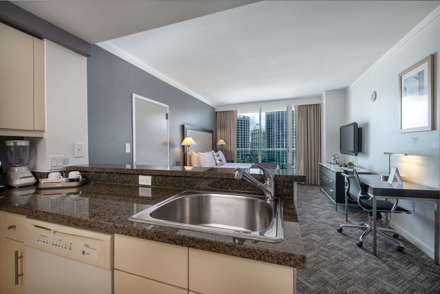 Arya Hotel & Suites Coconut Grove | Rooms & Rates