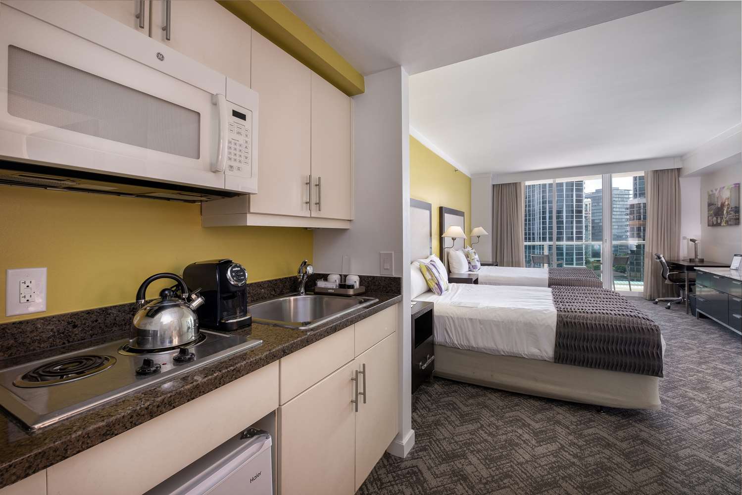 Arya Hotel & Suites Coconut Grove | Rooms & Rates