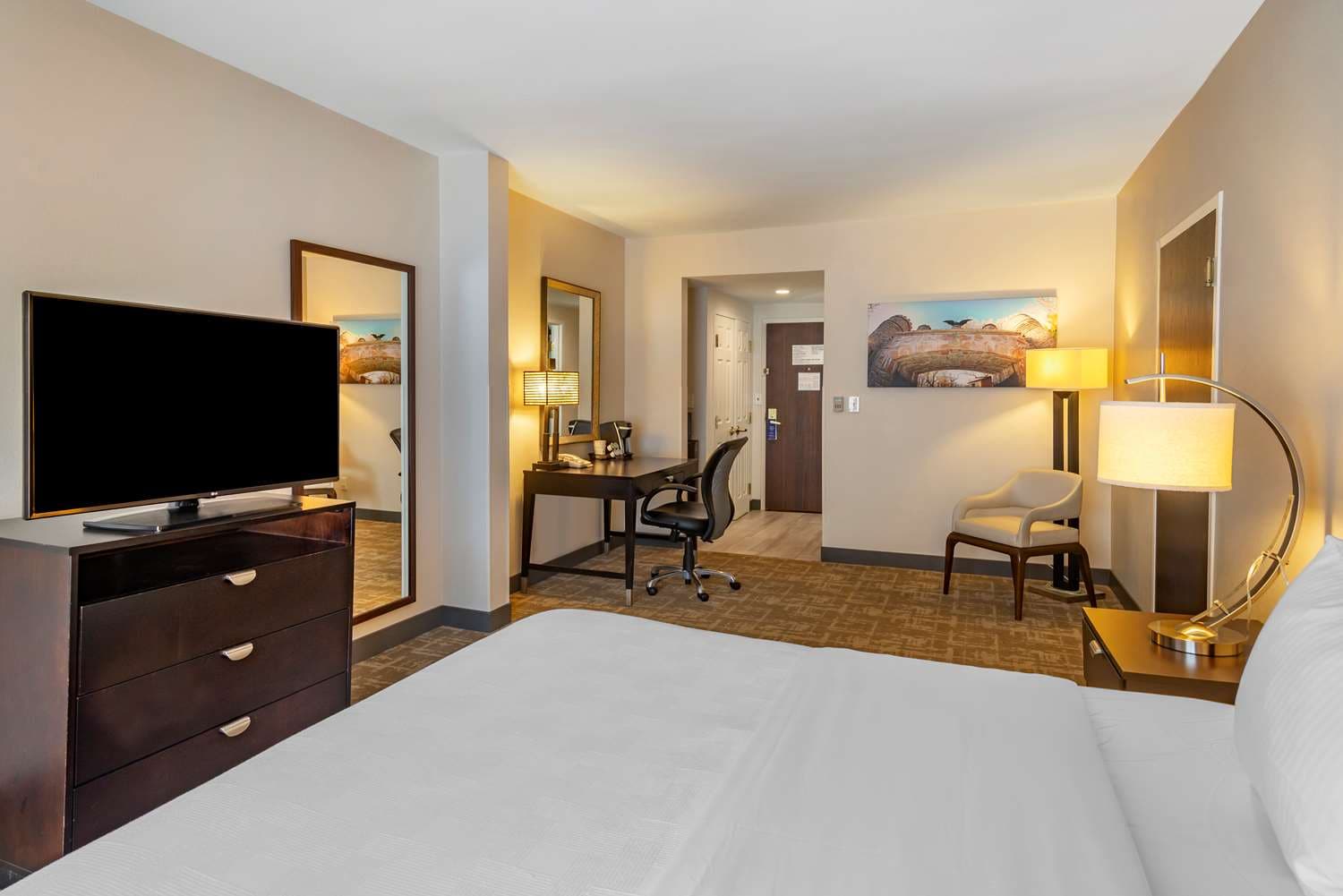 Best Western Plus Dalton Inn | Rooms & Rates