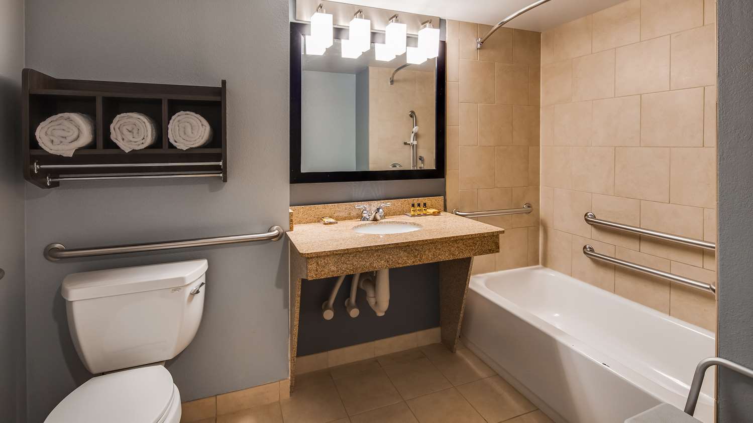 Best Western Plus Champaign/Urbana Inn | Rooms & Rates