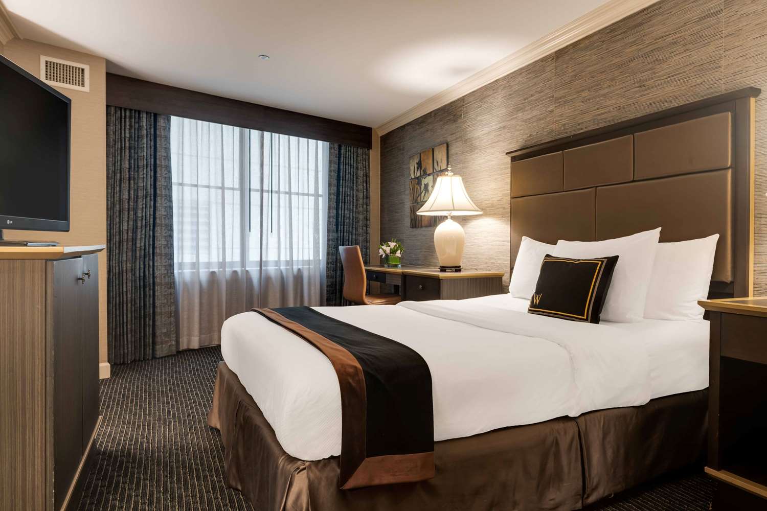The Whitehall Hotel BW Premier Collection | Chicago Rooms & Rates