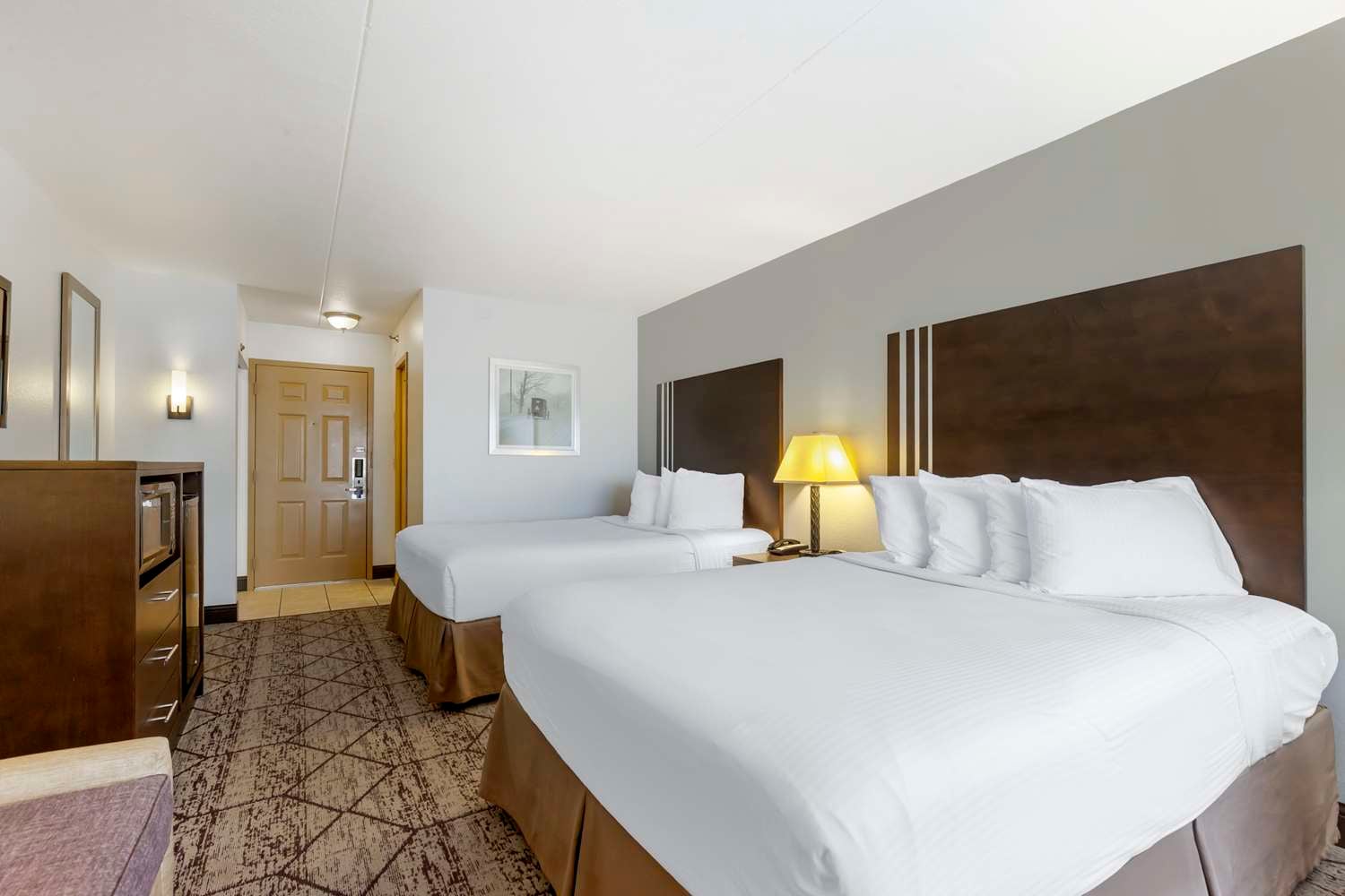 Best Western Plus Longbranch Hotel & Conv Center | Rooms & Rates