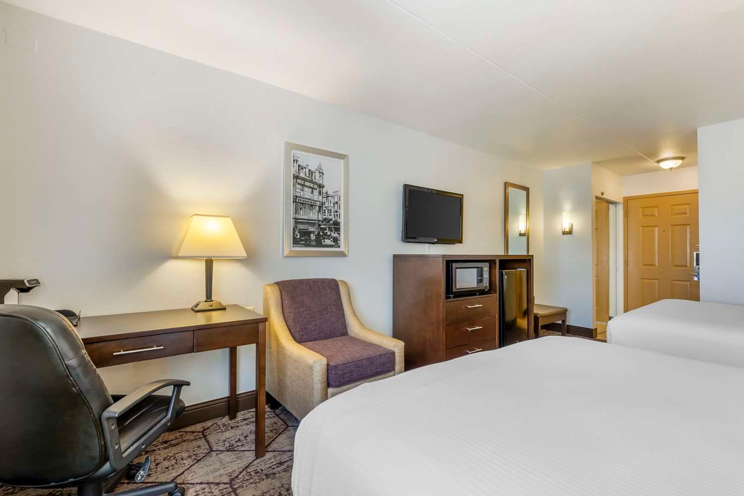 Best Western Plus Longbranch Hotel & Conv Center | Rooms & Rates