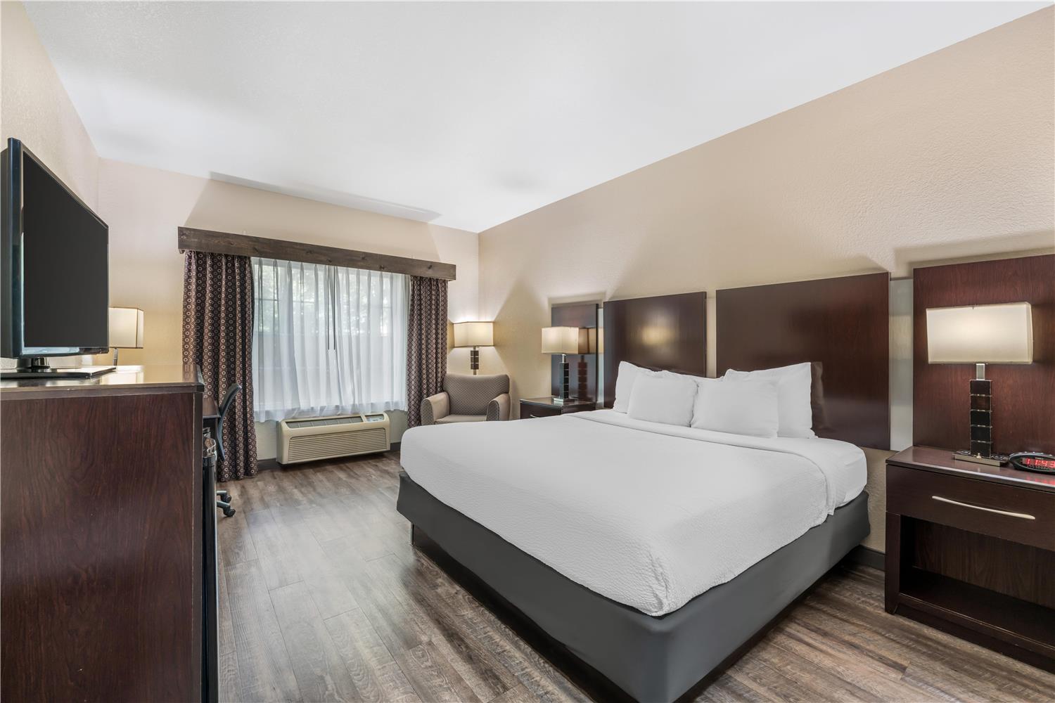 Best Western Plus Eastgate Inn & Suites | Rooms & Rates