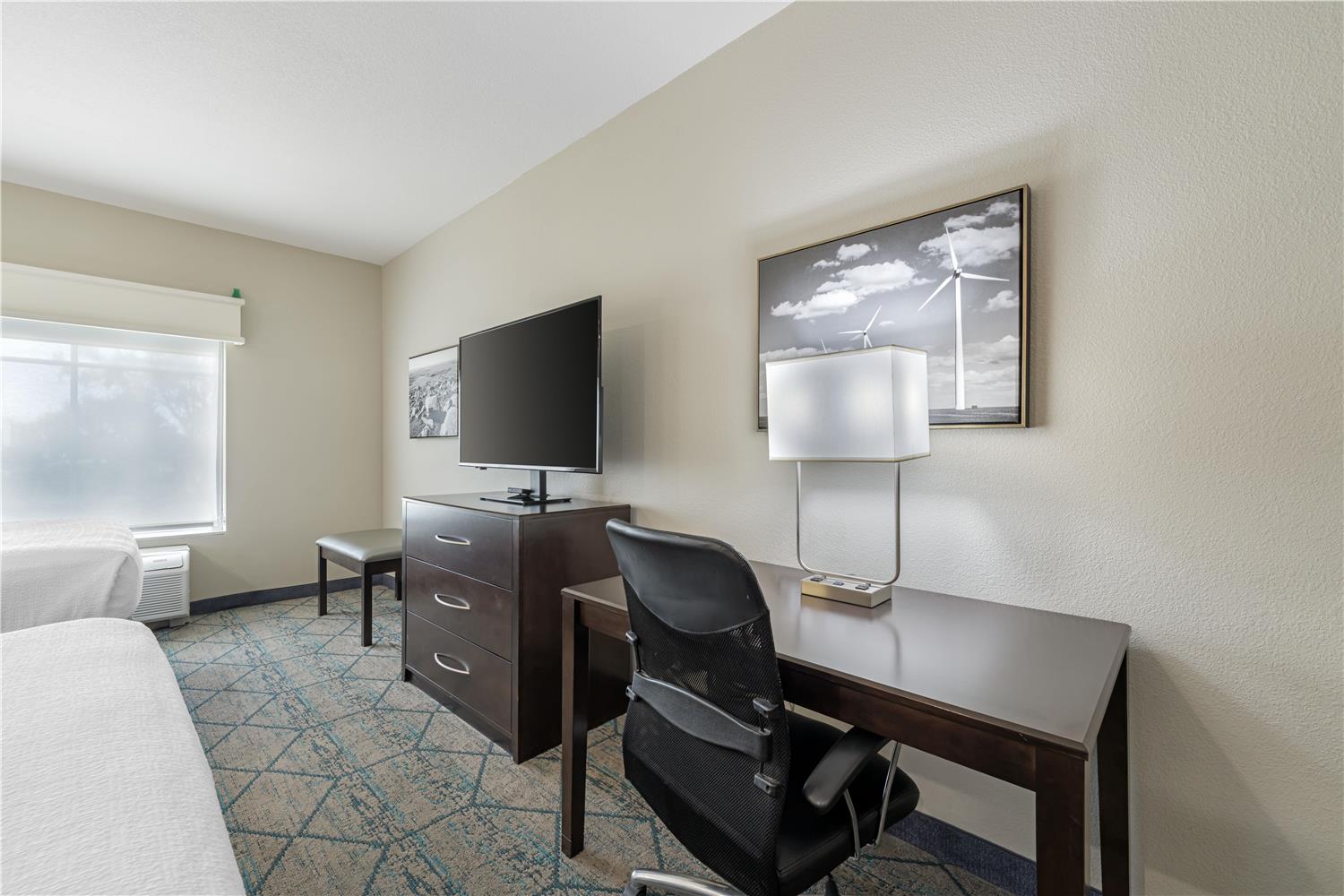 Best Western Plus McPherson | Rooms & Rates
