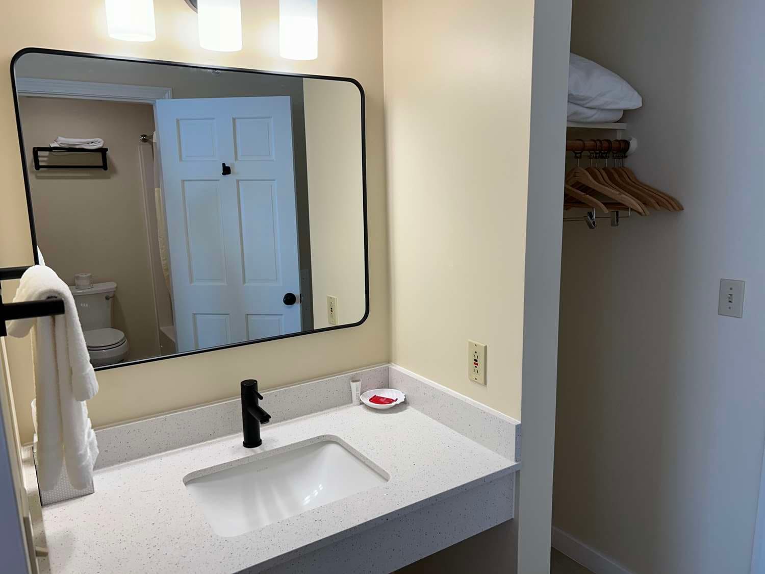 Cod Cove Inn, BW Signature Collection | Rooms & Rates Edgecomb ME