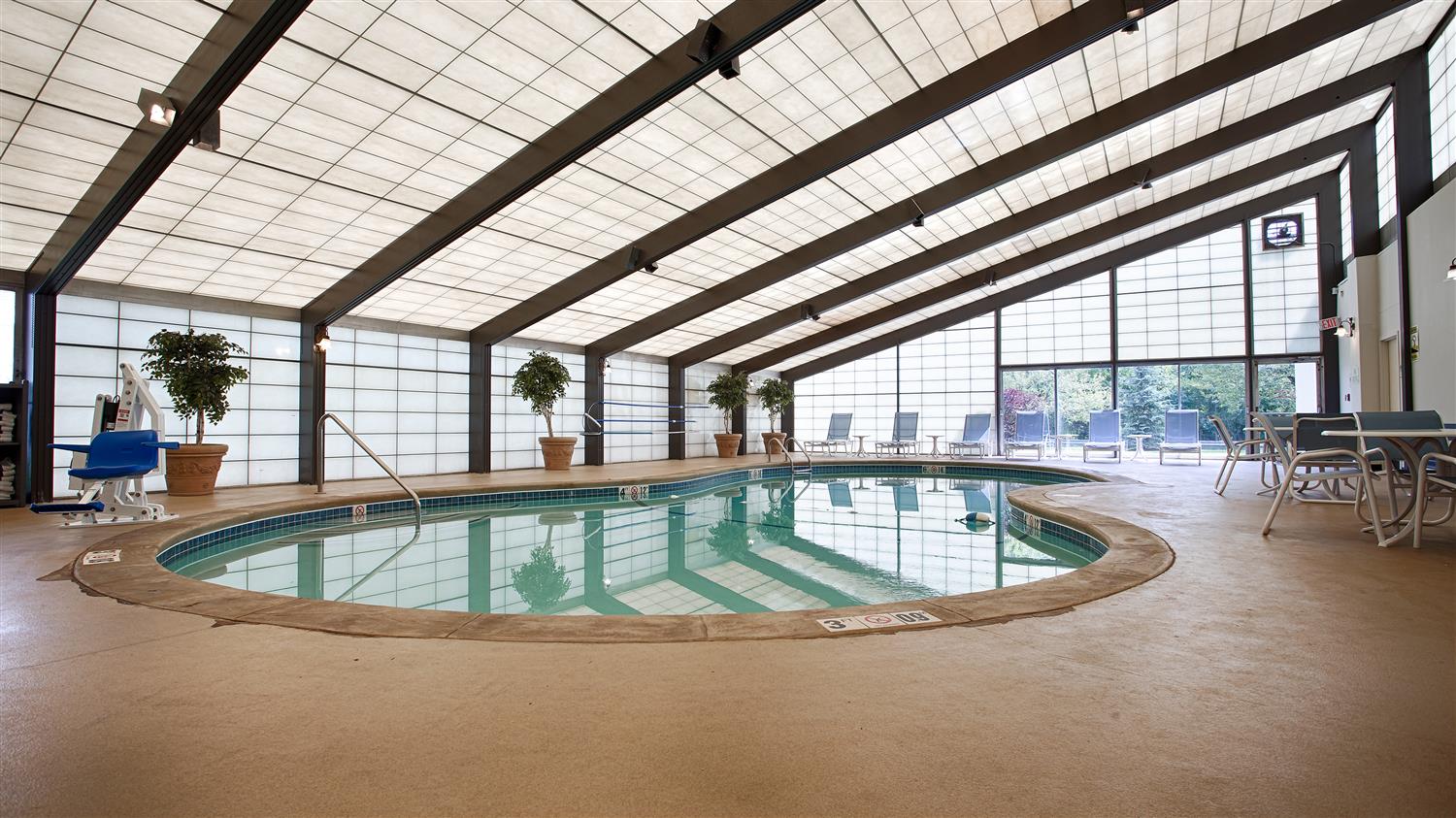 Hotels In Woburn, MA - Best Western Plus New Englander