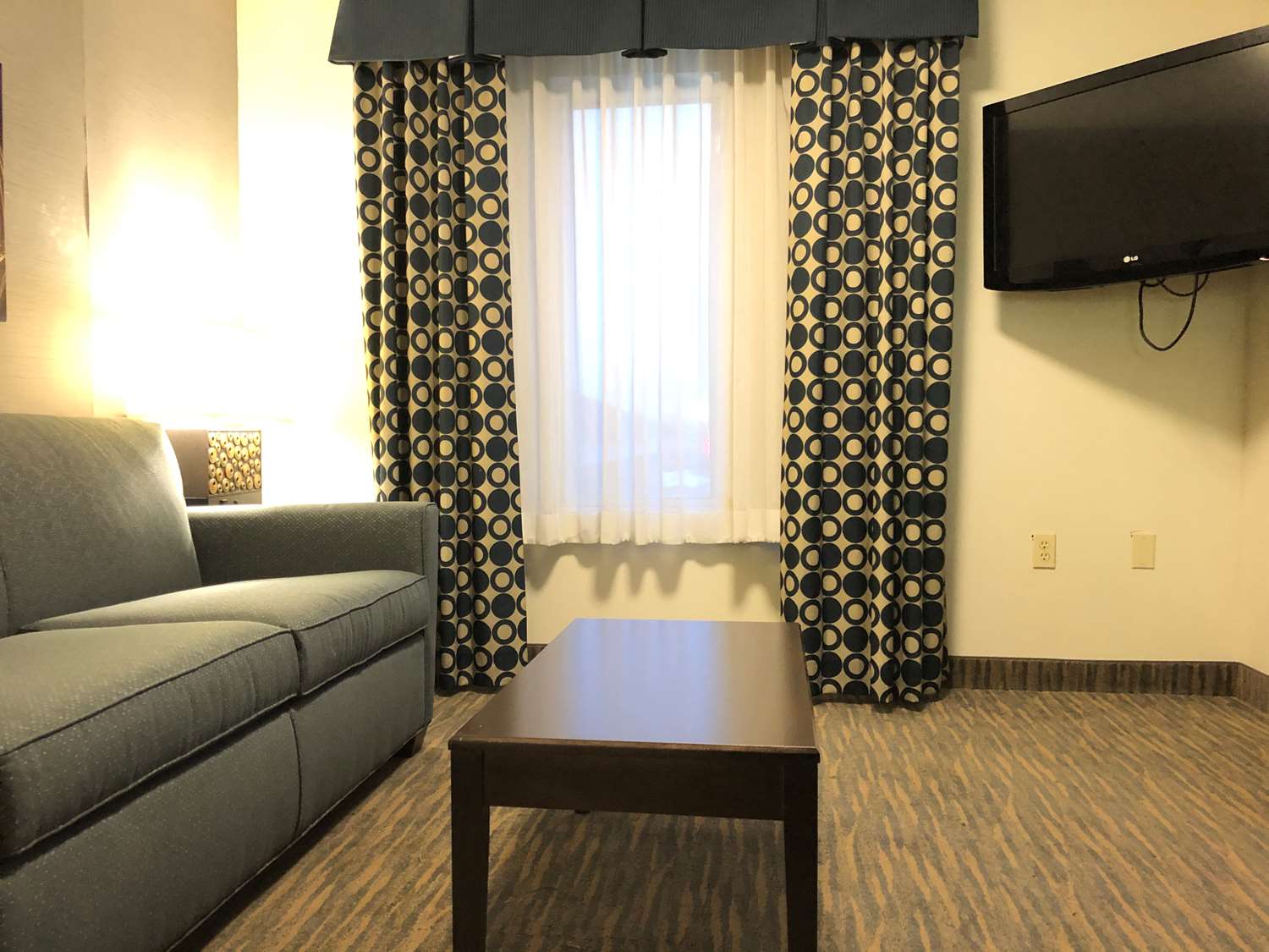 Best Western Plus Coldwater Hotel | Rooms & Rates