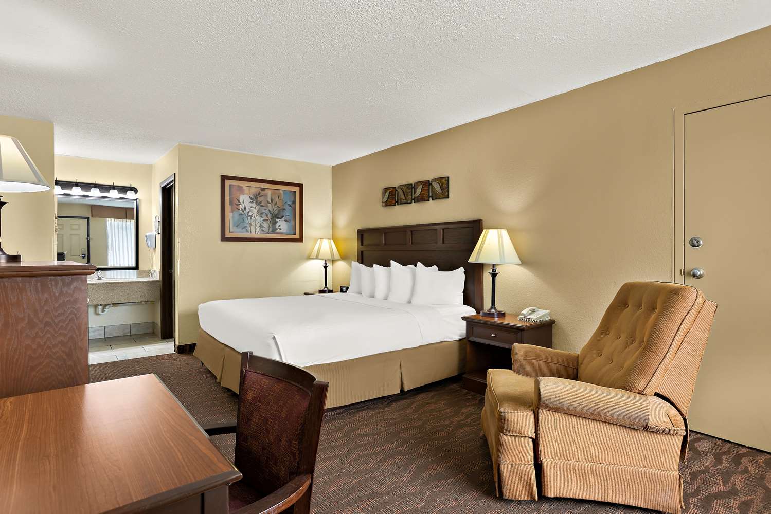 Best Western Center Pointe Inn | Rooms & Rates