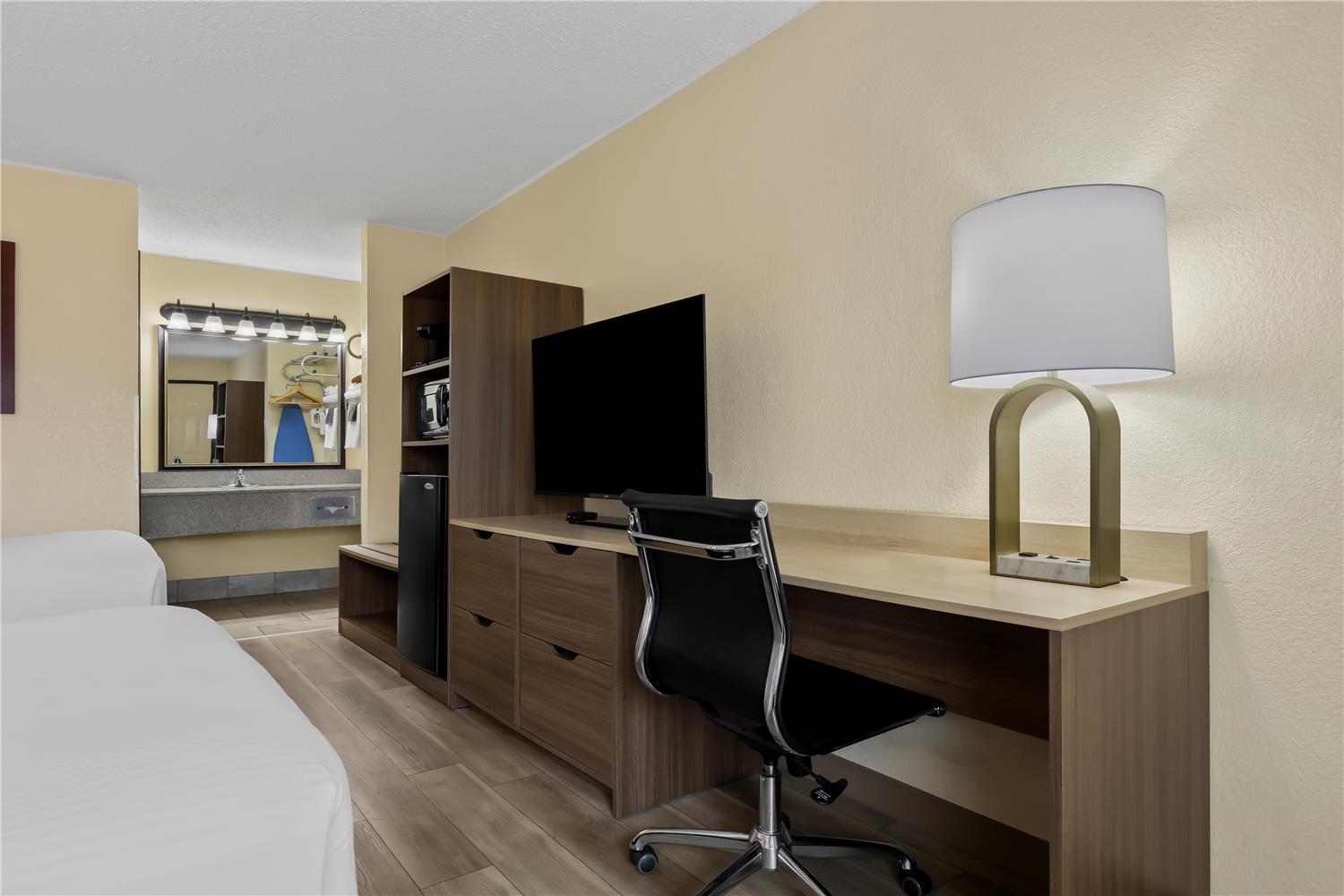 Best Western Center Pointe Inn | Rooms & Rates