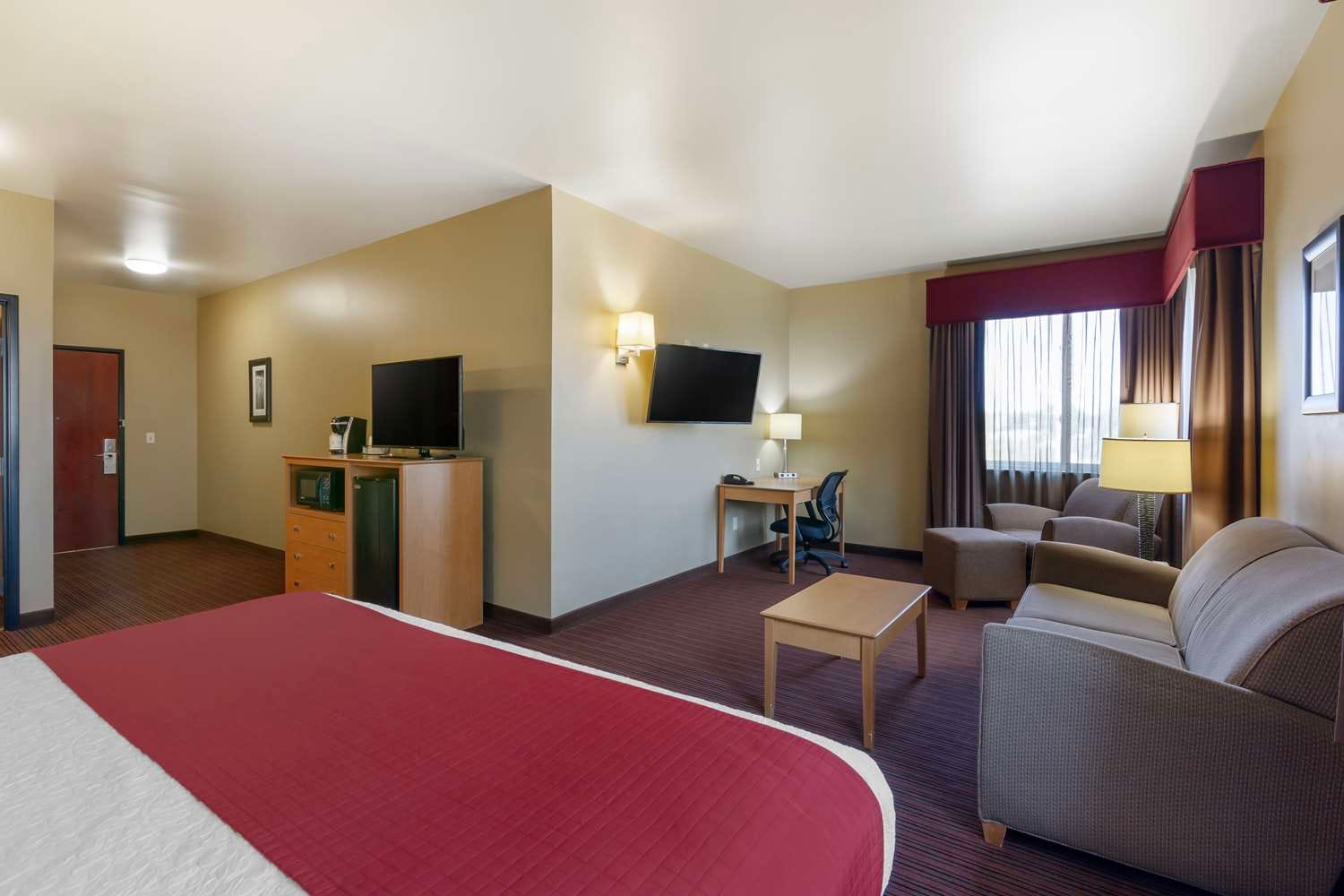 Best Western Golden Prairie Inn & Suites | Rooms & Rates