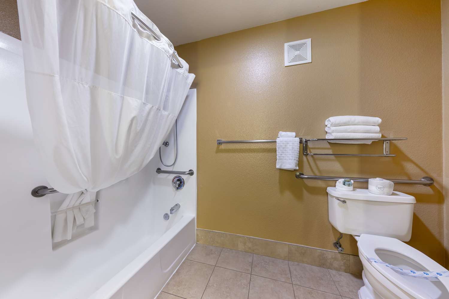 Best Western Fallon Inn & Suites | Rooms & Rates