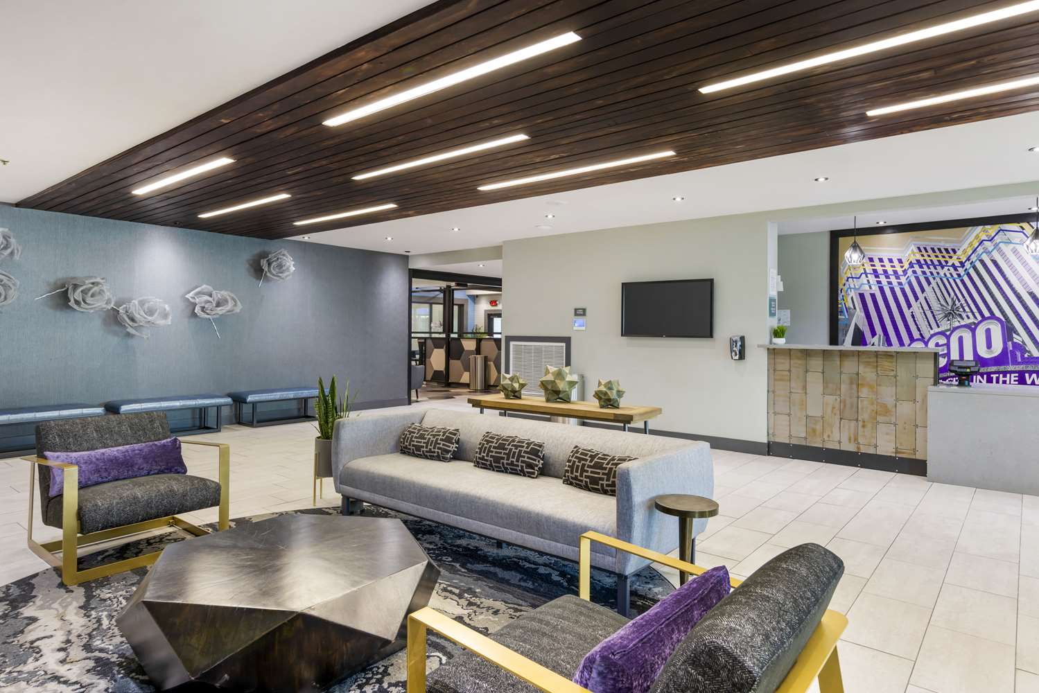 Aiden by Best Western South Reno | Rooms & Rates