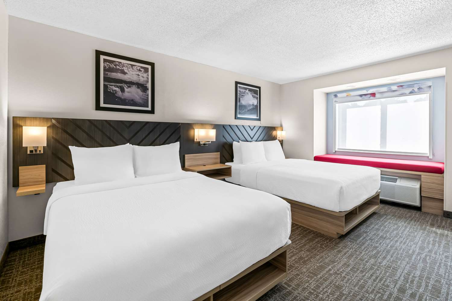 Eva Hotel Buffalo Airport BW Signature Collection | Rooms & Rates