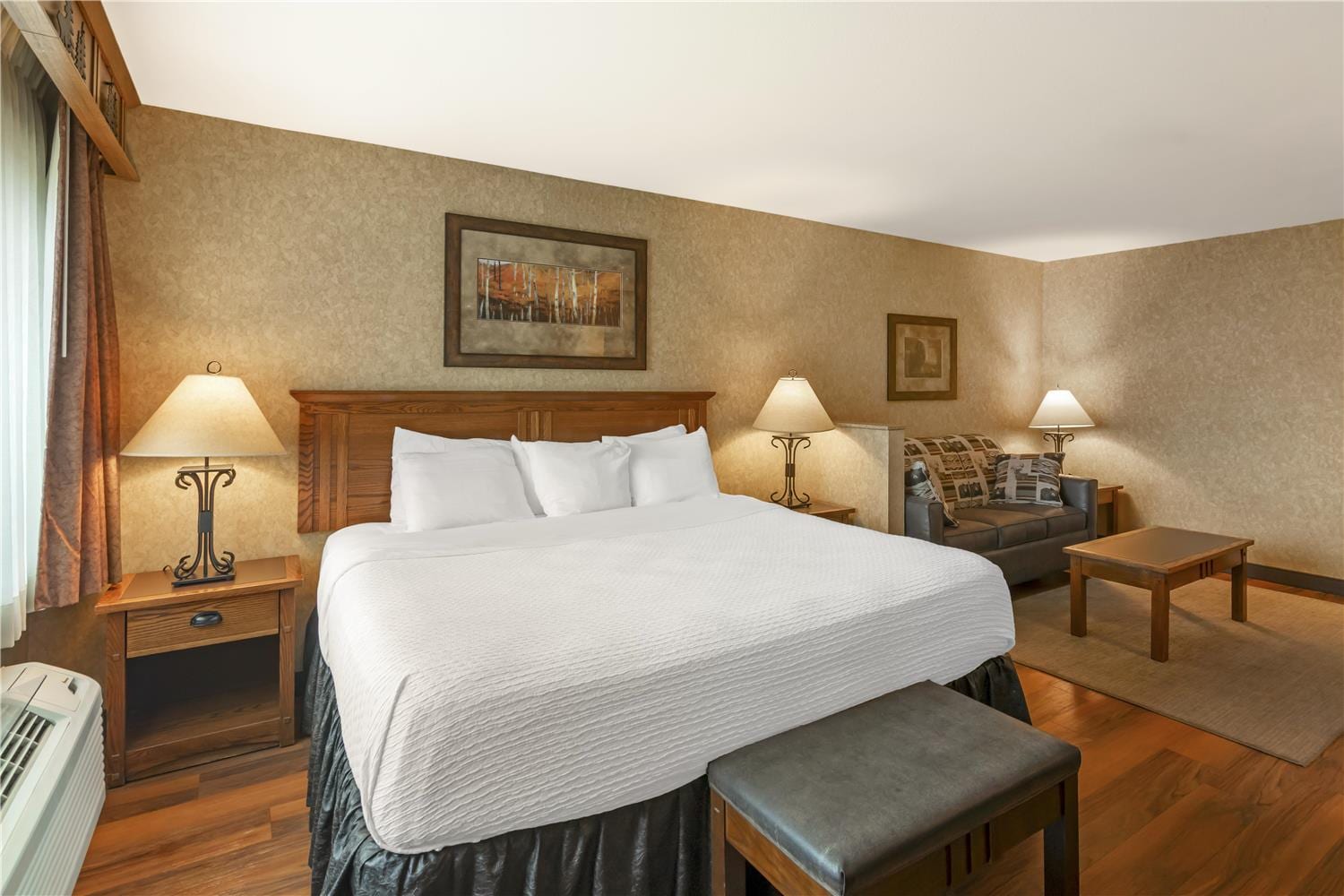 Best Western Plus Kelly Inn & Suites | Rooms & Rates