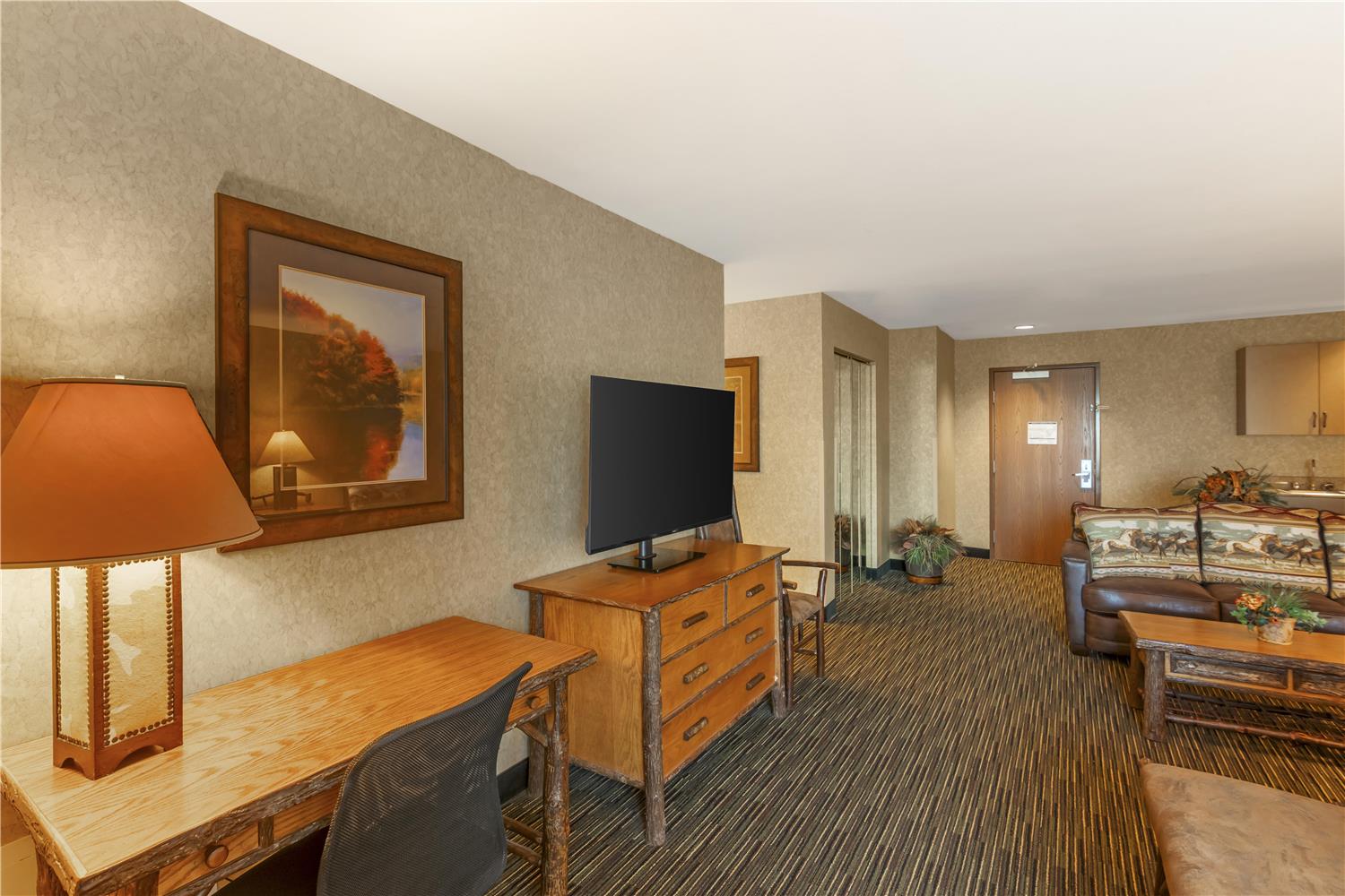 Best Western Plus Kelly Inn & Suites | Rooms & Rates
