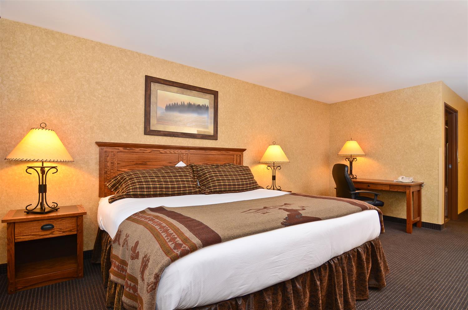 Best Western Plus Kelly Inn & Suites | Rooms & Rates