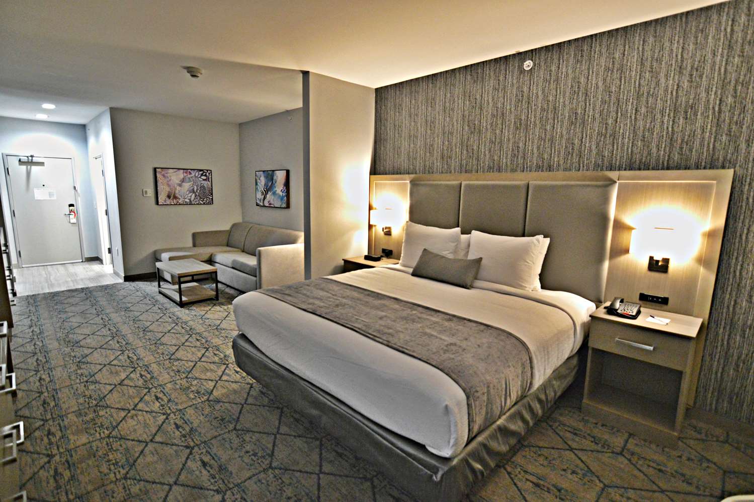 BW Plus Exec Residency OKC I-35 Inn | Rooms & Rates