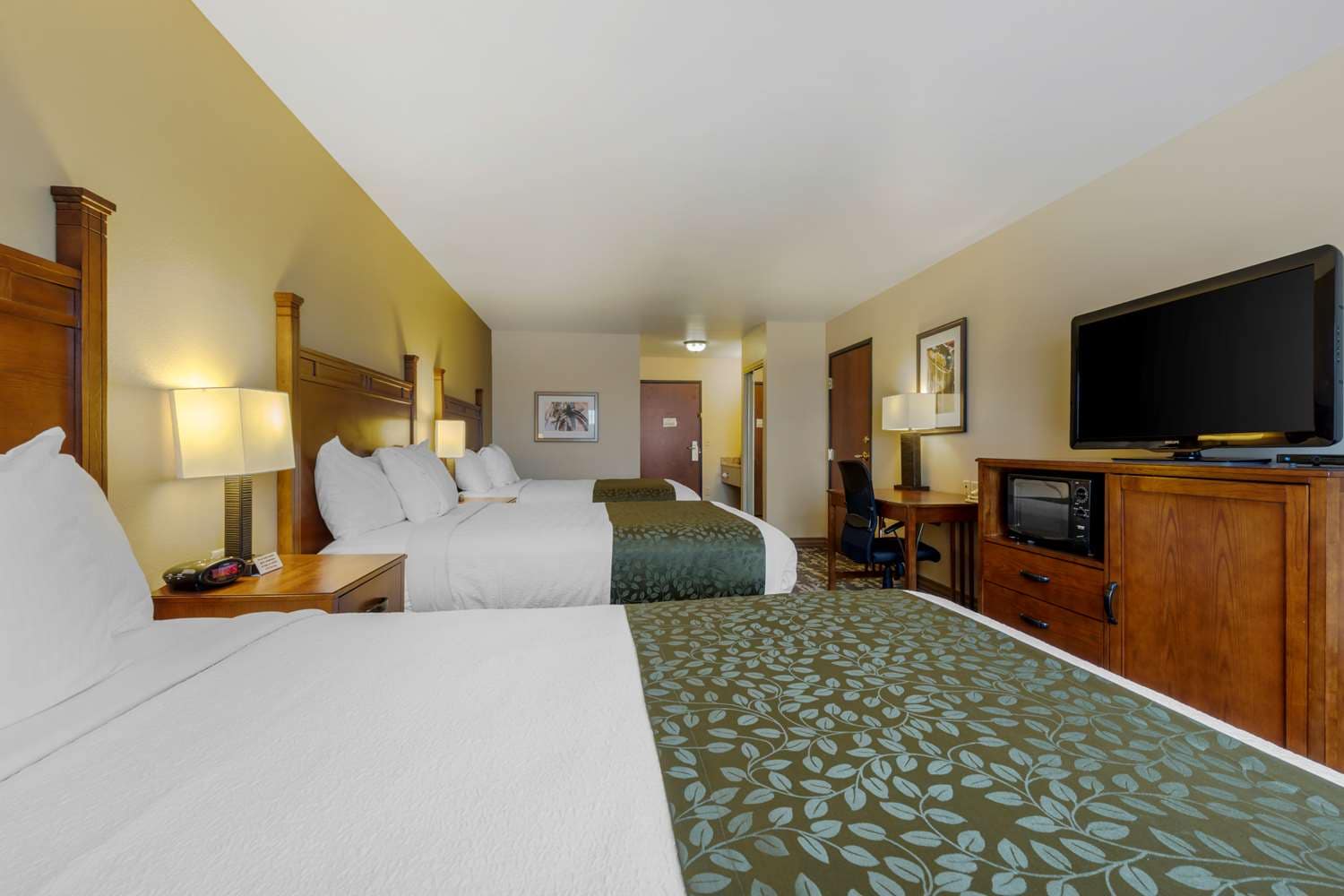 Best Western Plus Red River Inn | Rooms & Rates