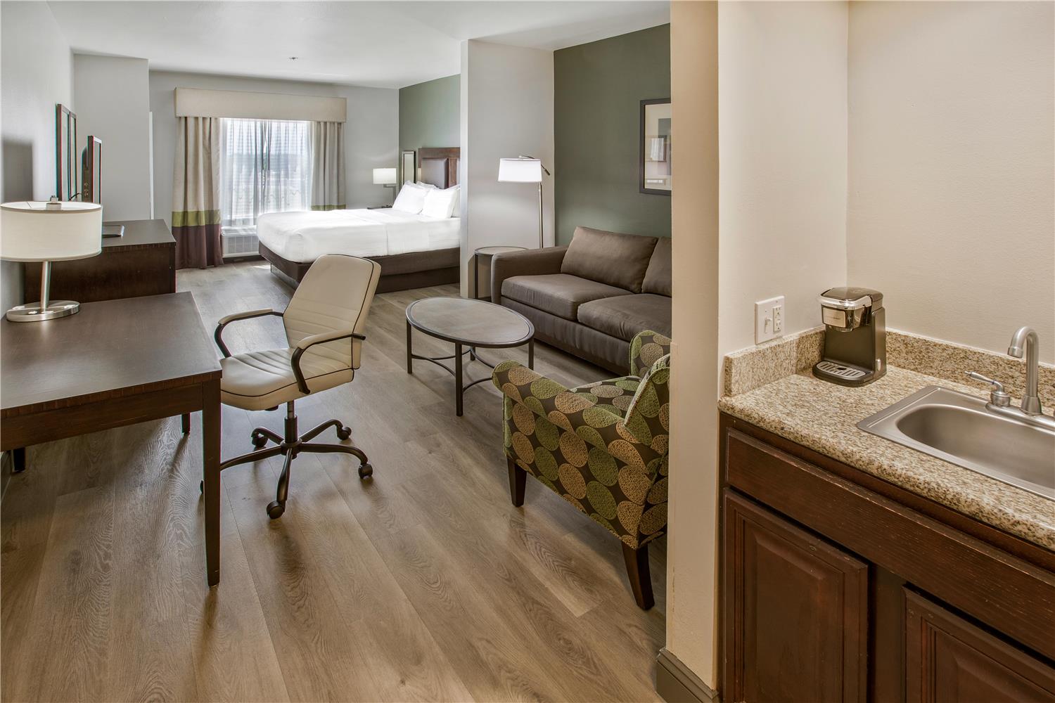 Best Western Plus Duncanville Dallas | Rooms & Rates