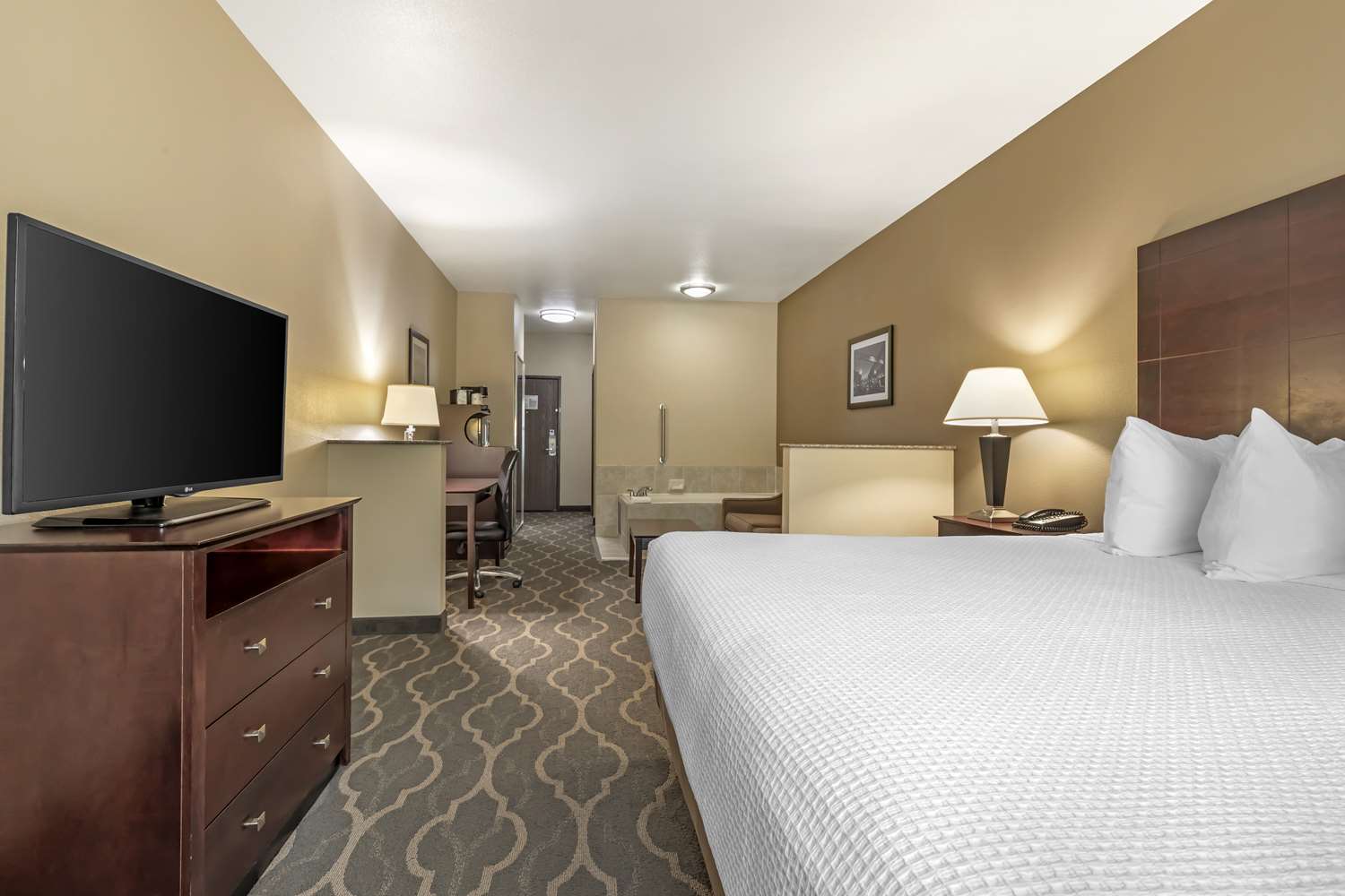Best Western Plus Burleson Inn & Suites | Rooms & Rates