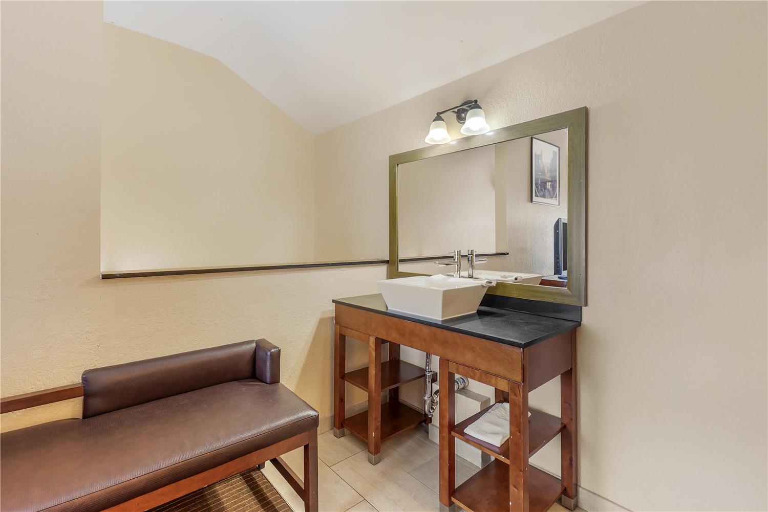 Best Western Alamo Suites | Rooms & Rates