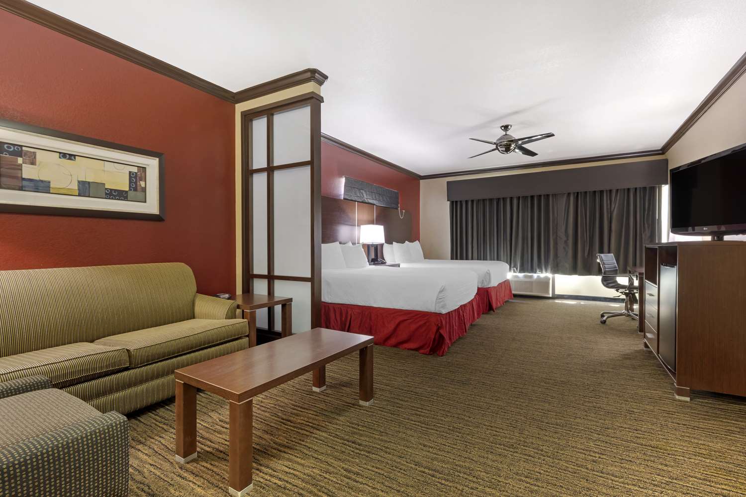 Best Western Plus Classic Inn & Suites | Rooms & Rates