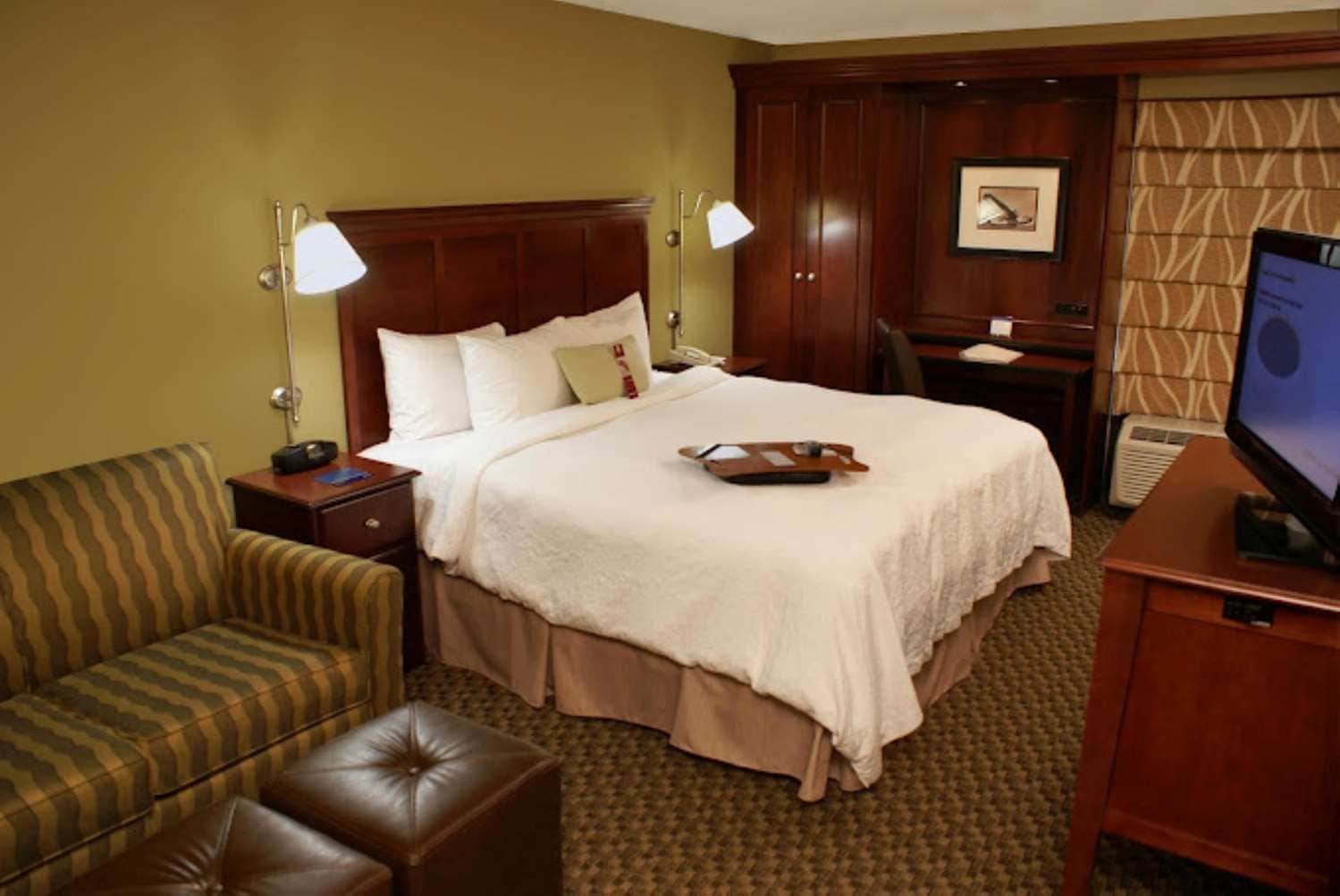 The Addison Hotel, SureStay Collection | Rooms & Rates