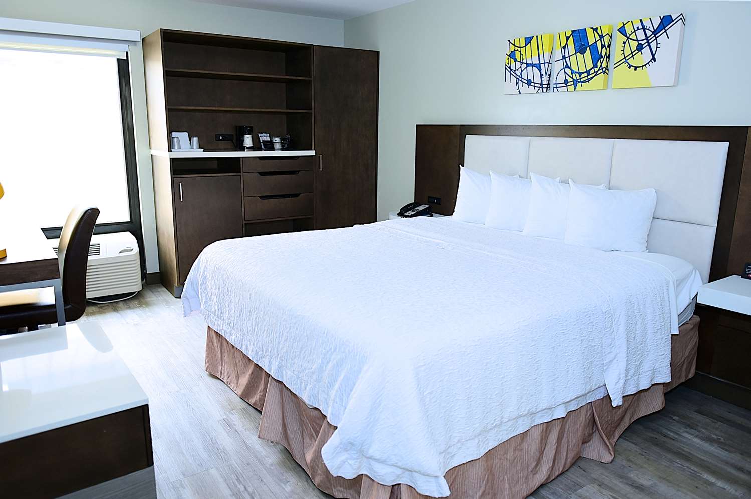 The Addison Hotel, SureStay Collection | Rooms & Rates