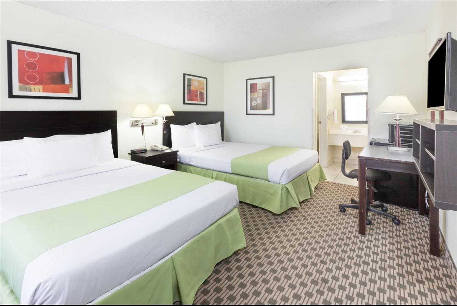 SureStay by Best Western Irving Grapevine DFW North | Rooms