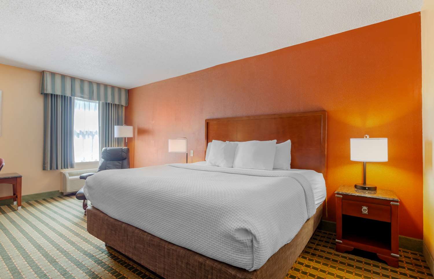Best Western Plus Inn at Valley View | Rooms & Rates