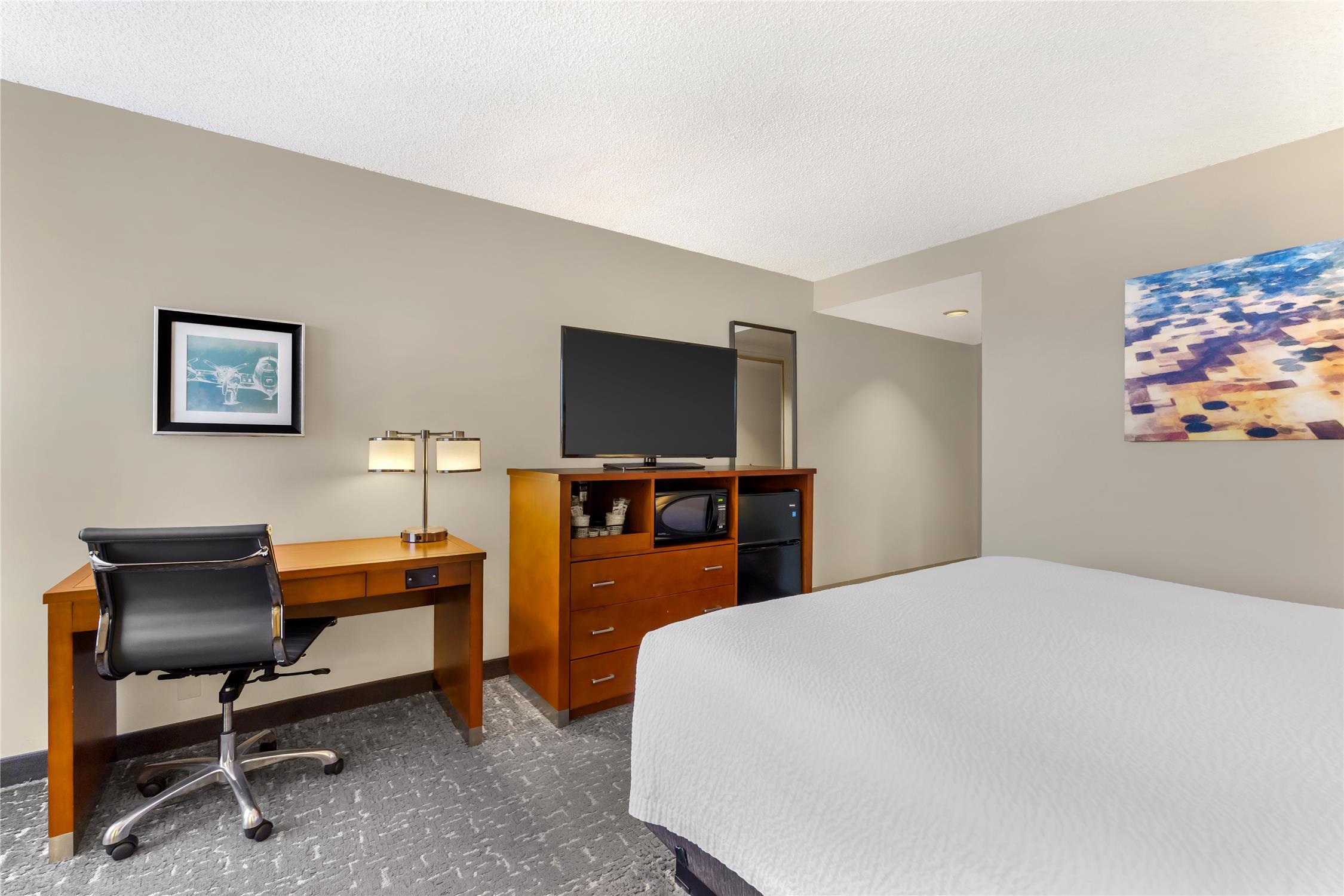 Best Western Plus Bellingham Airport Hotel | Rooms & Rates