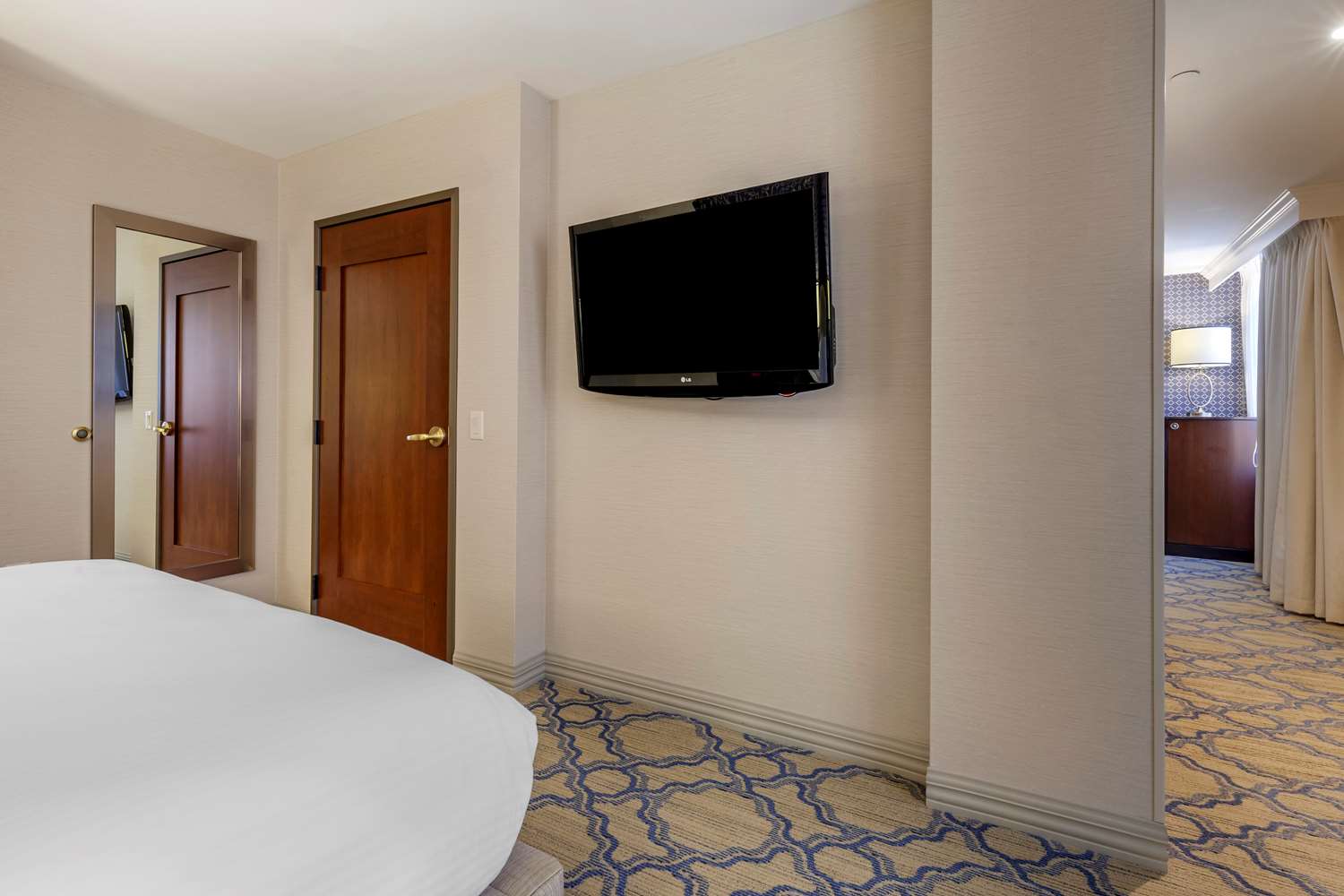 Best Western Premier Inn on the Park | Rooms & Rates