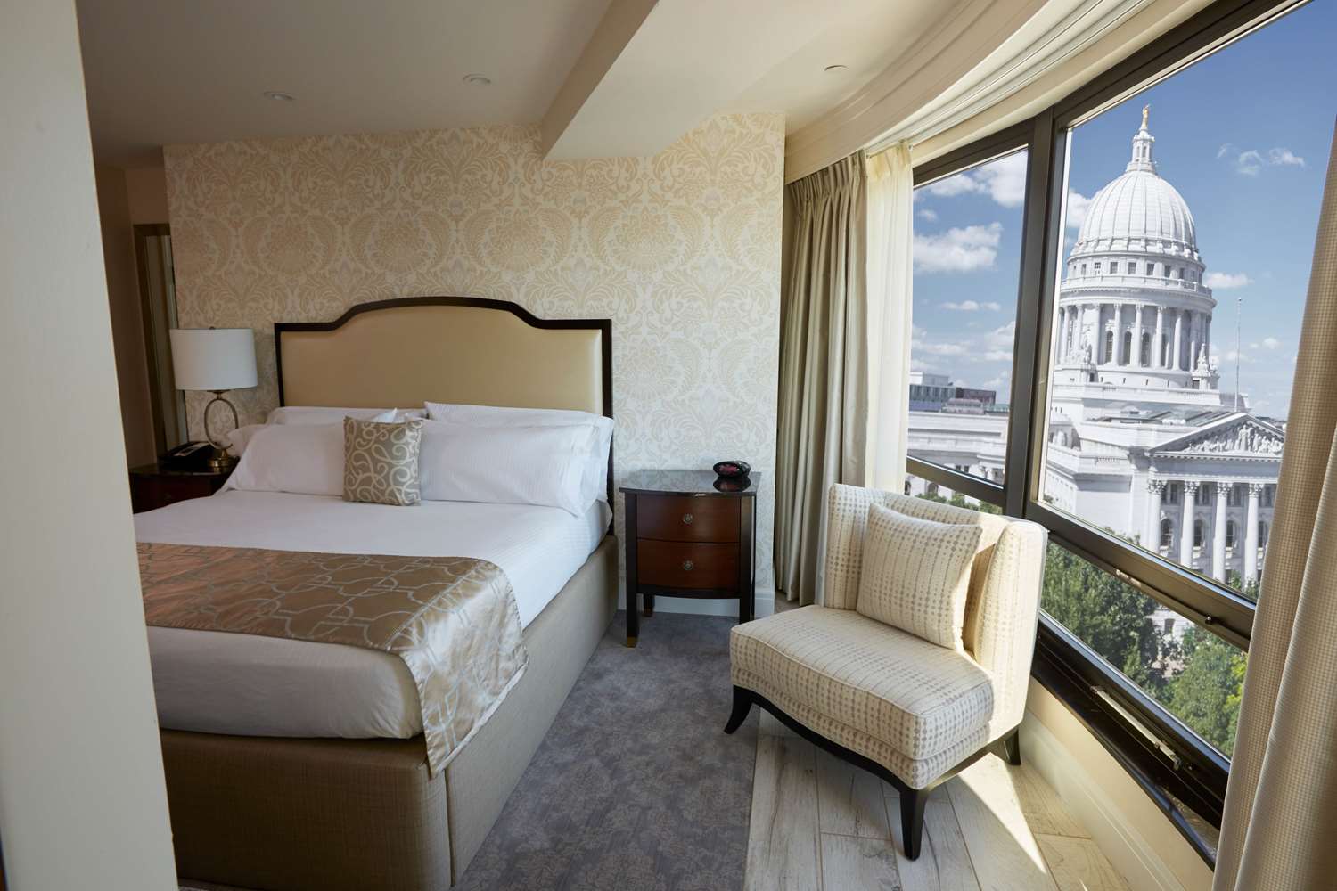 Best Western Premier Inn on the Park | Rooms & Rates