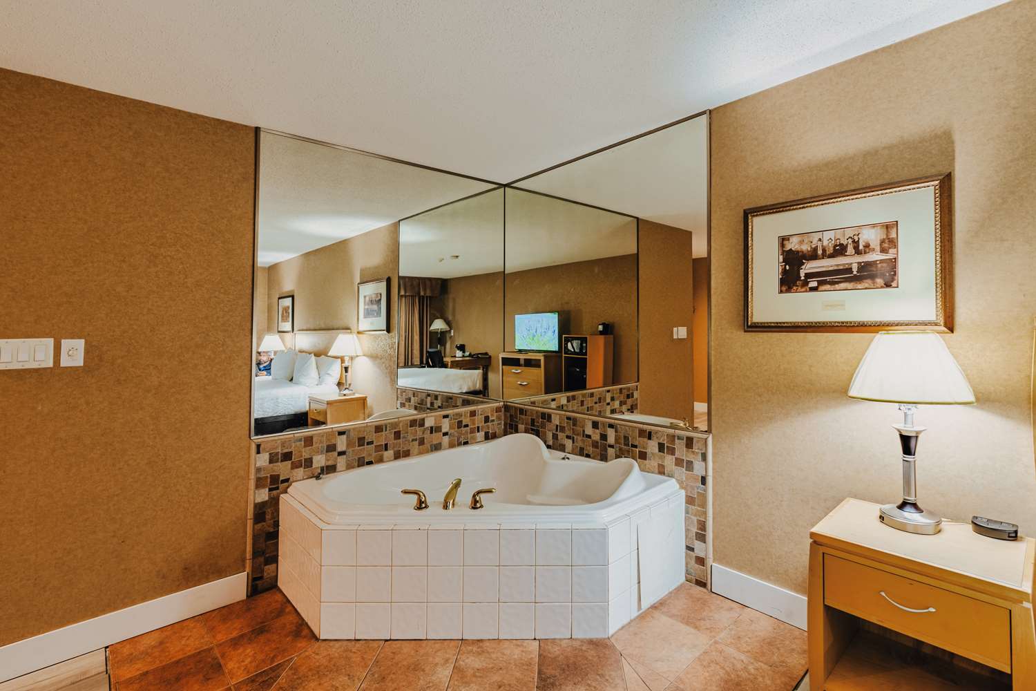 SureStay Plus by Best Western Coquitlam | Rooms & Rates in BC
