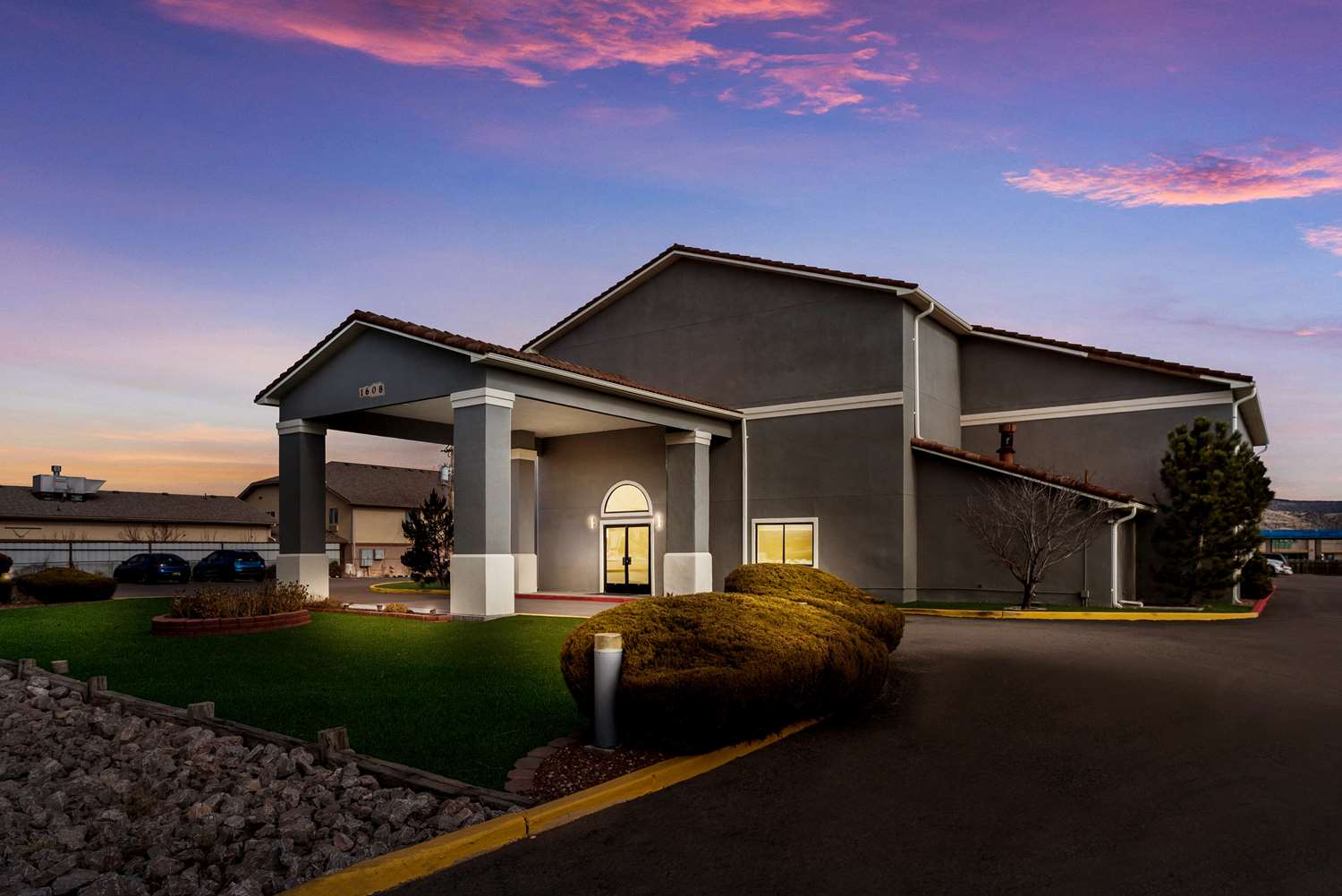 SureStay by Best Western Grants | Hotel Rooms