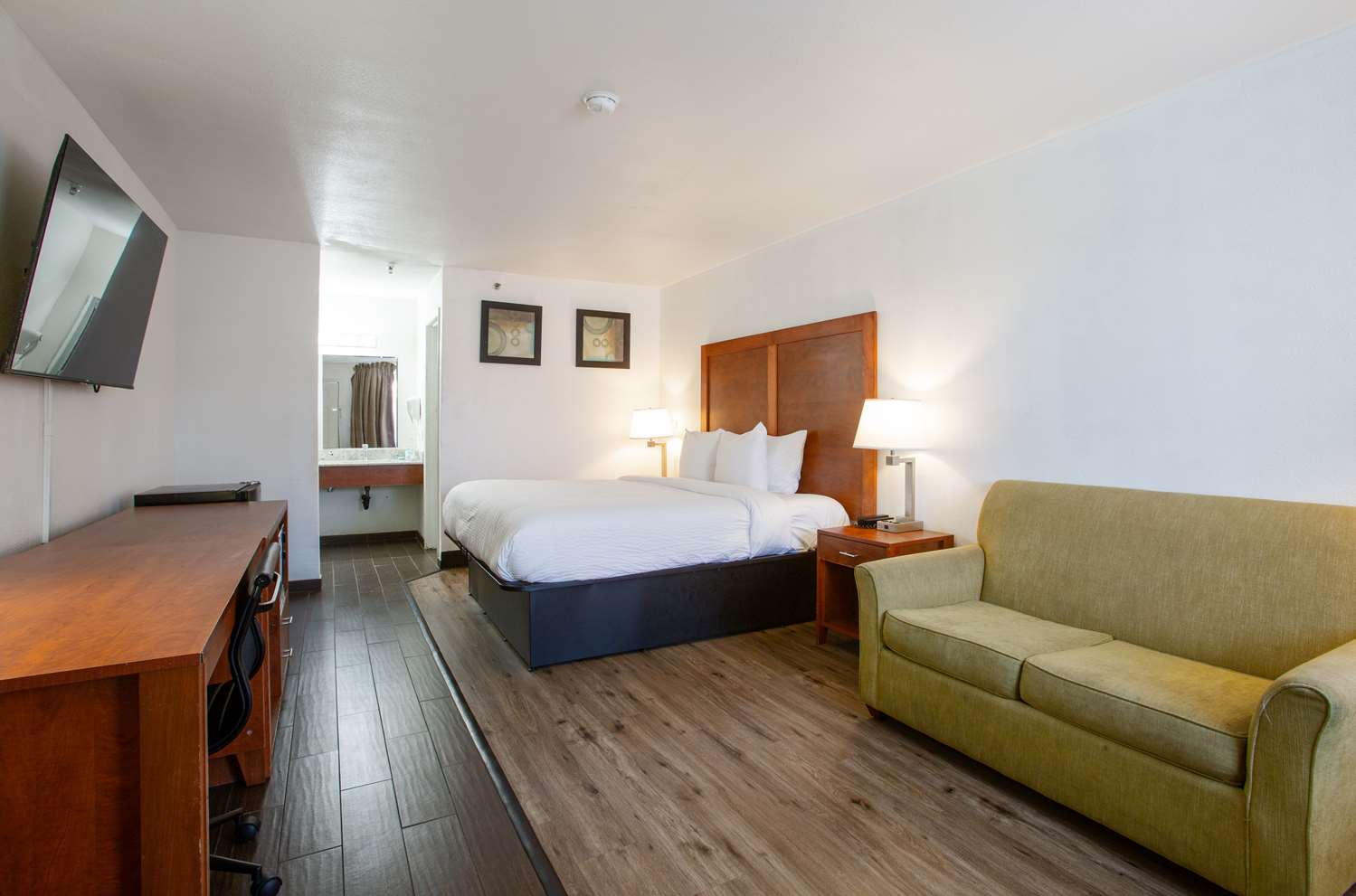 The Hotel Serene Glendale Peoria, SureStay Collection by BW