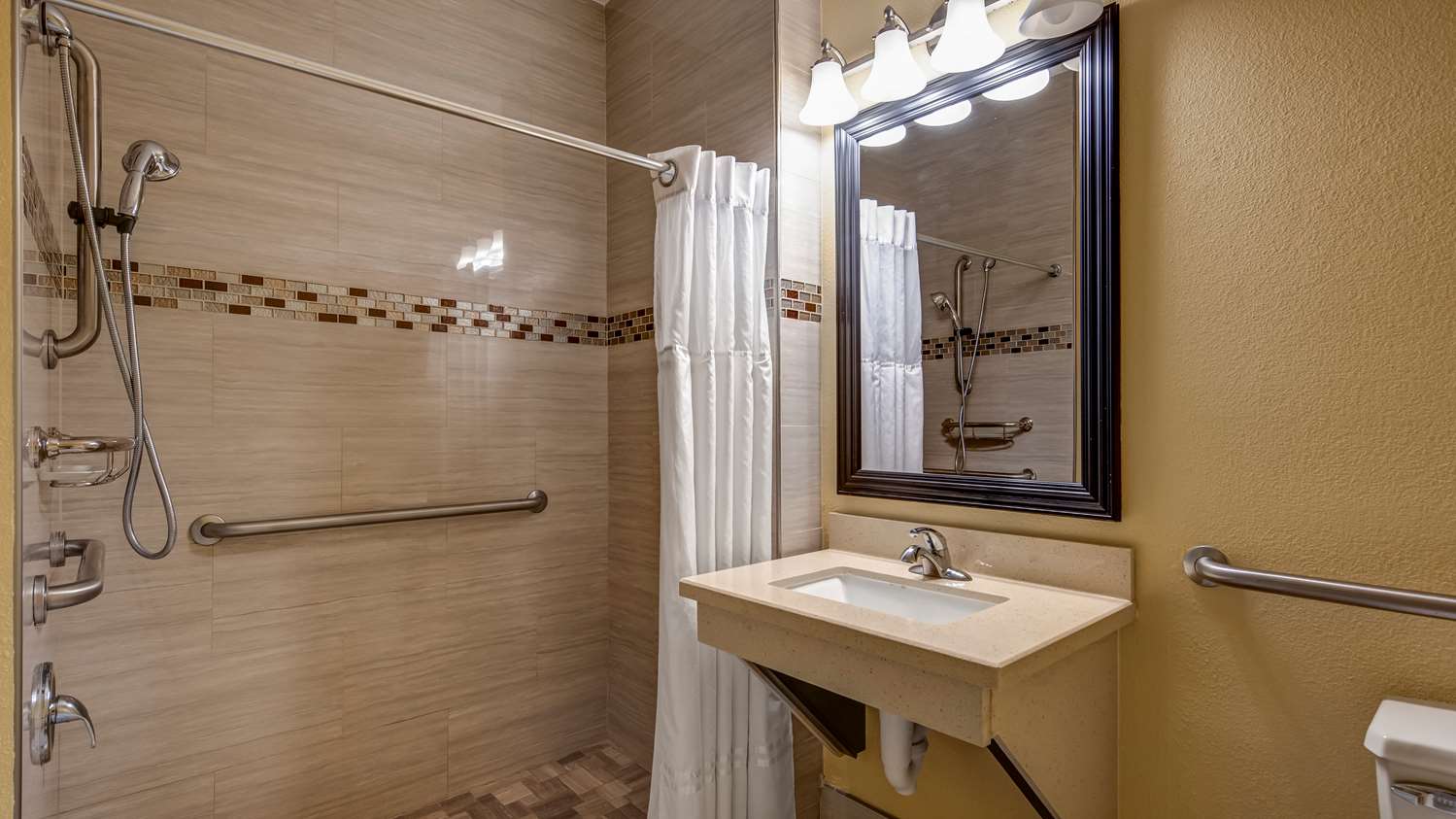 SureStay Plus by Best Western Alvin | Rooms & Rates